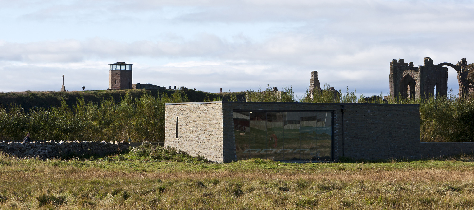 Gallery of Rocket Field and Lookout Tower / Icosis Architects - 4