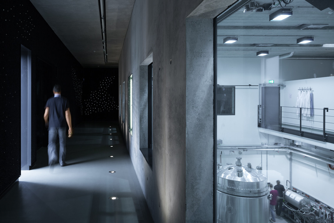 Galeria de Edifício de Pesquisas DLR SpaceLIFT / Ksg Architekten ...