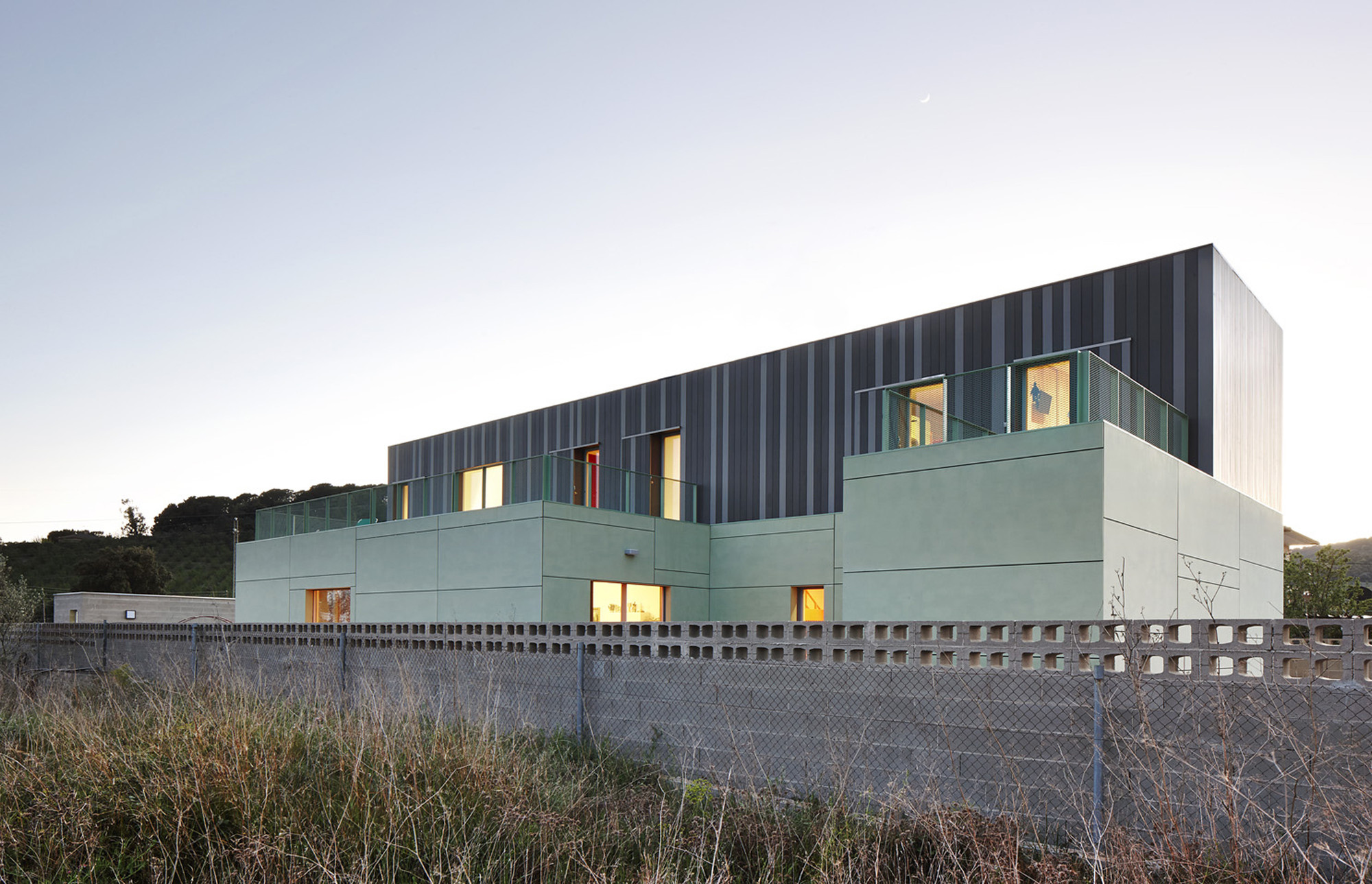 Gallery of CT House / MYCC - 18