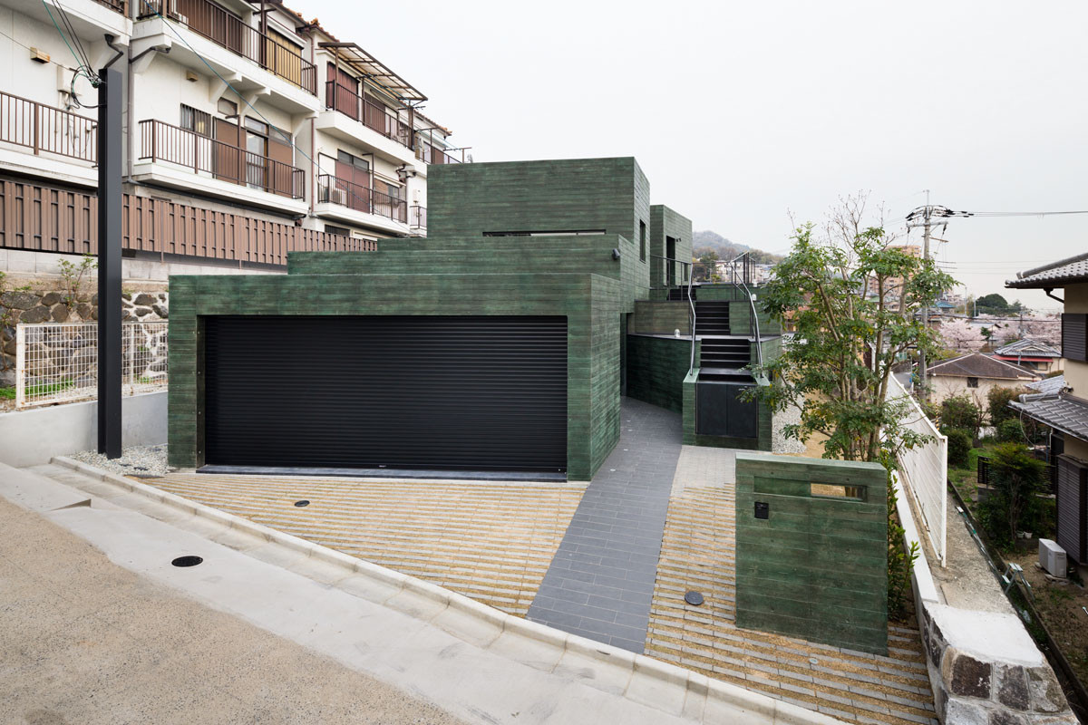 Gallery of Ishikiri House / SUGAWARADAISUKE Architects - 7