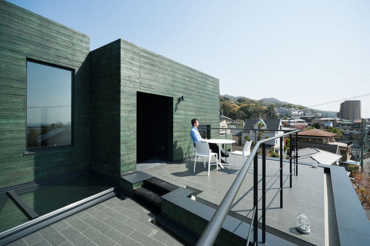 Gallery of Ishikiri House / SUGAWARADAISUKE Architects - 18