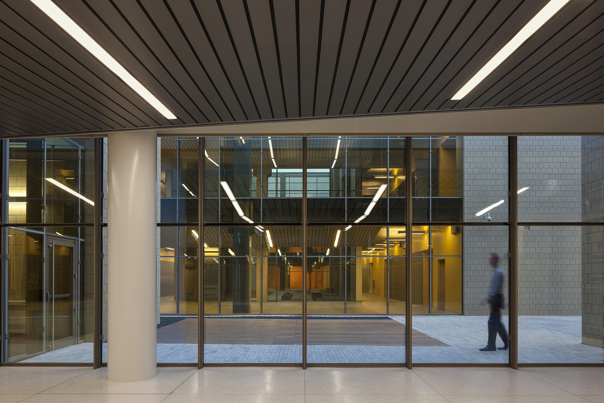 Gallery of UC Lab School – Earl Shapiro Hall / Valerio Dewalt Train ...