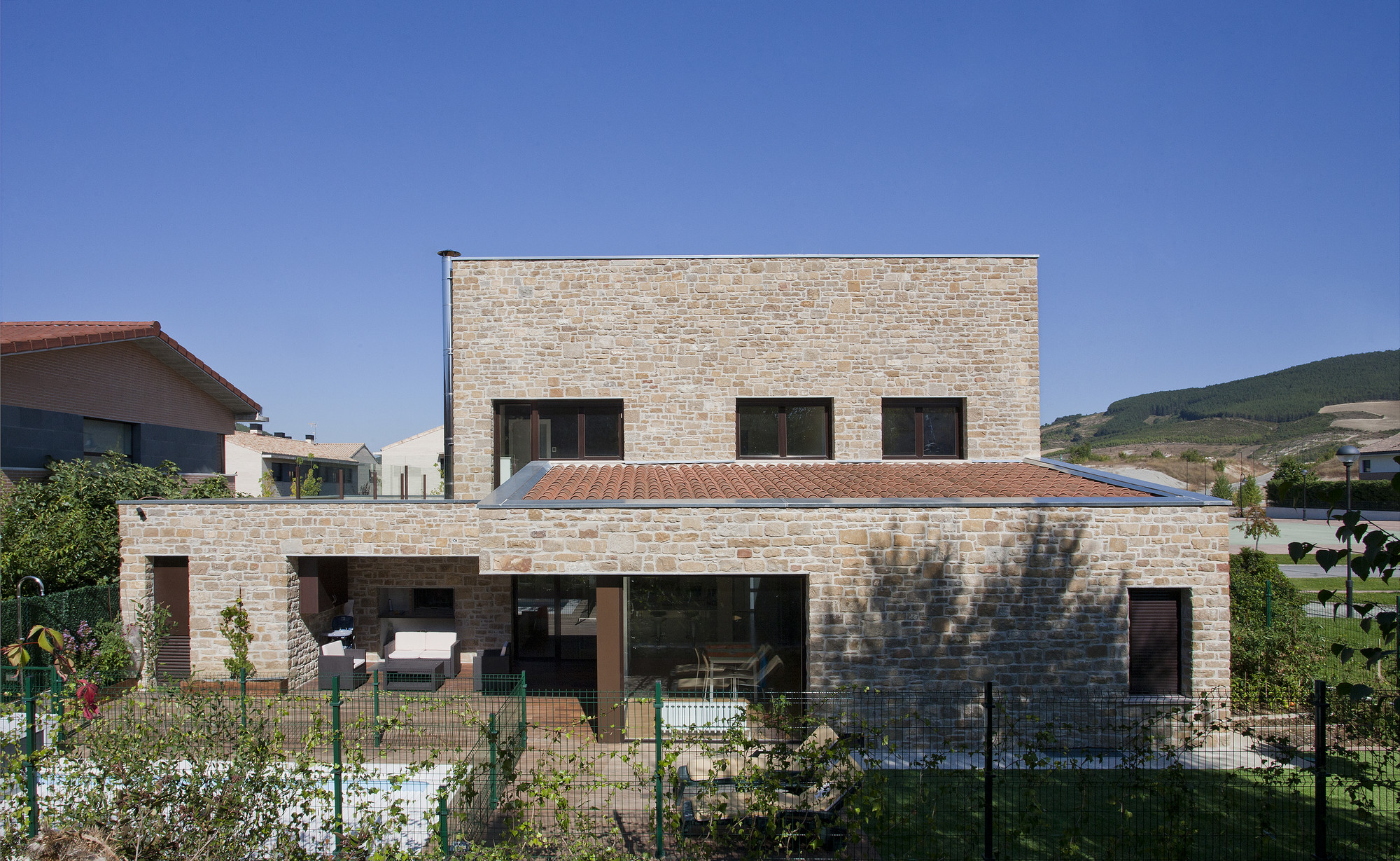 Gallery of DG House / Iñigo Esparza Arquitecto - 3