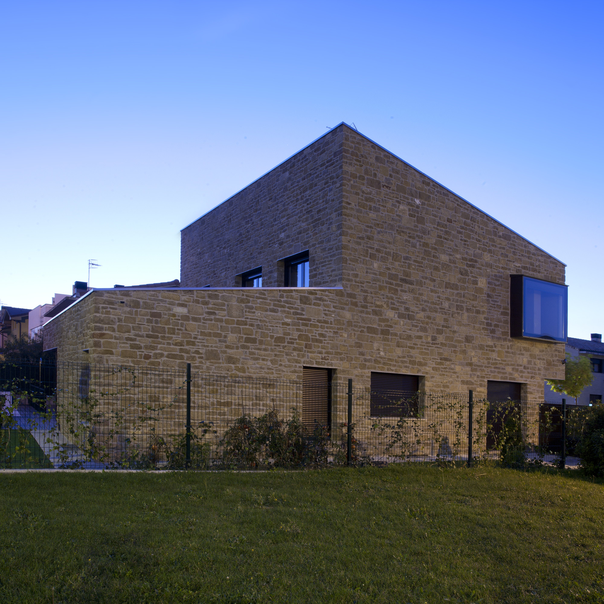 Gallery of DG House / Iñigo Esparza Arquitecto - 23