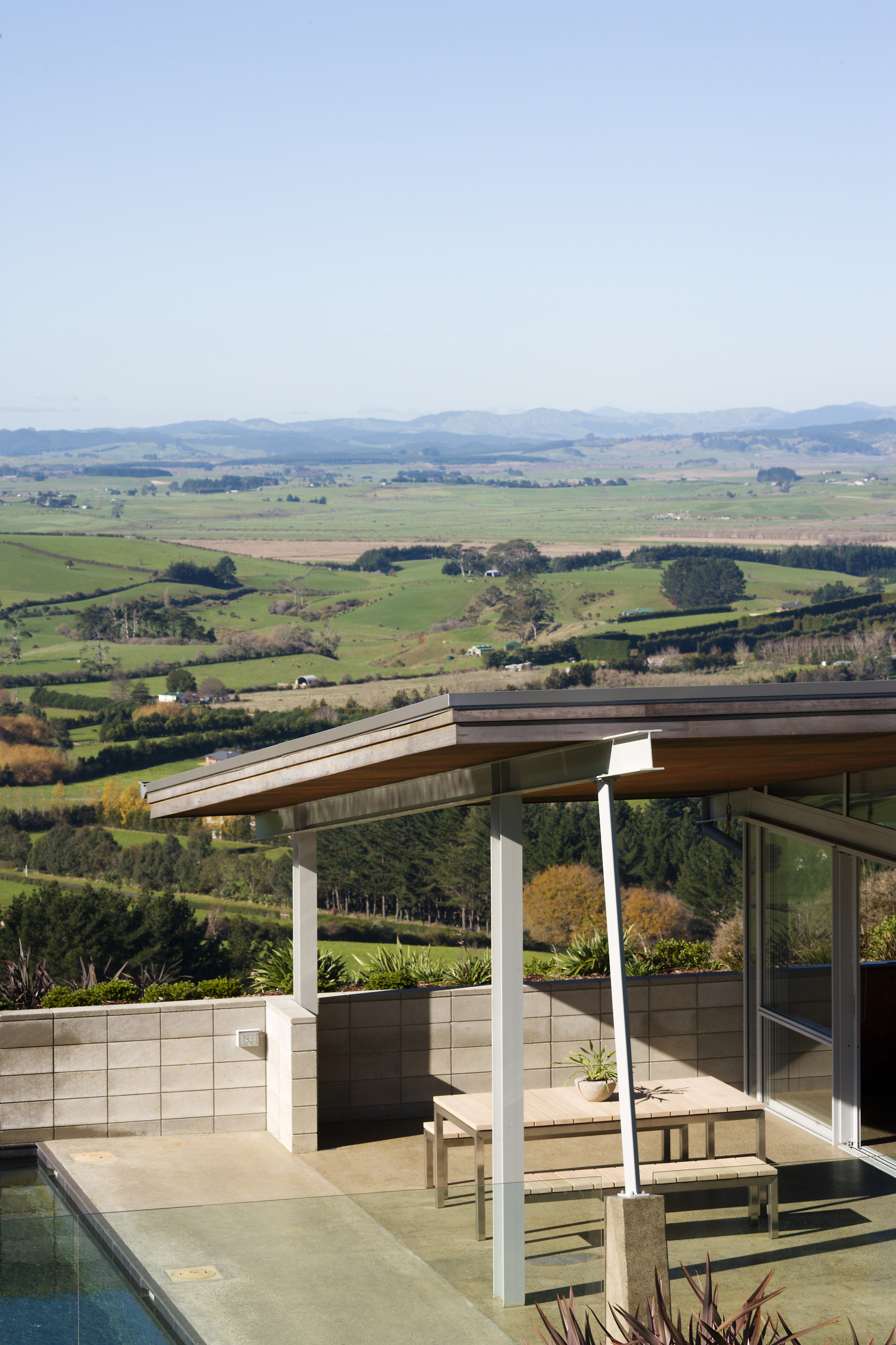 Gallery of Foothills House / Strachan Group Architects - 9
