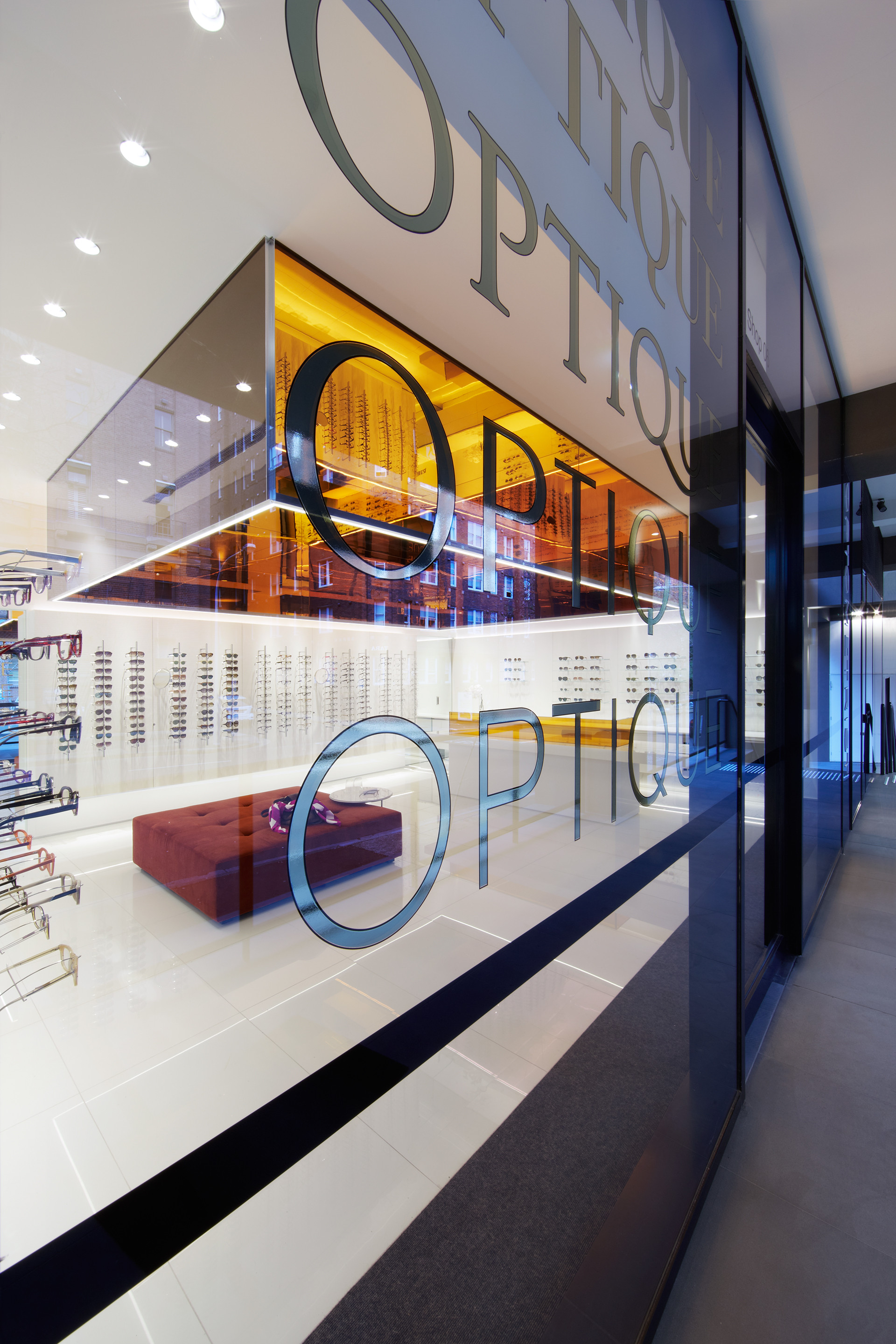Gallery of Optique Potts Point / Smart Design Studio - 4