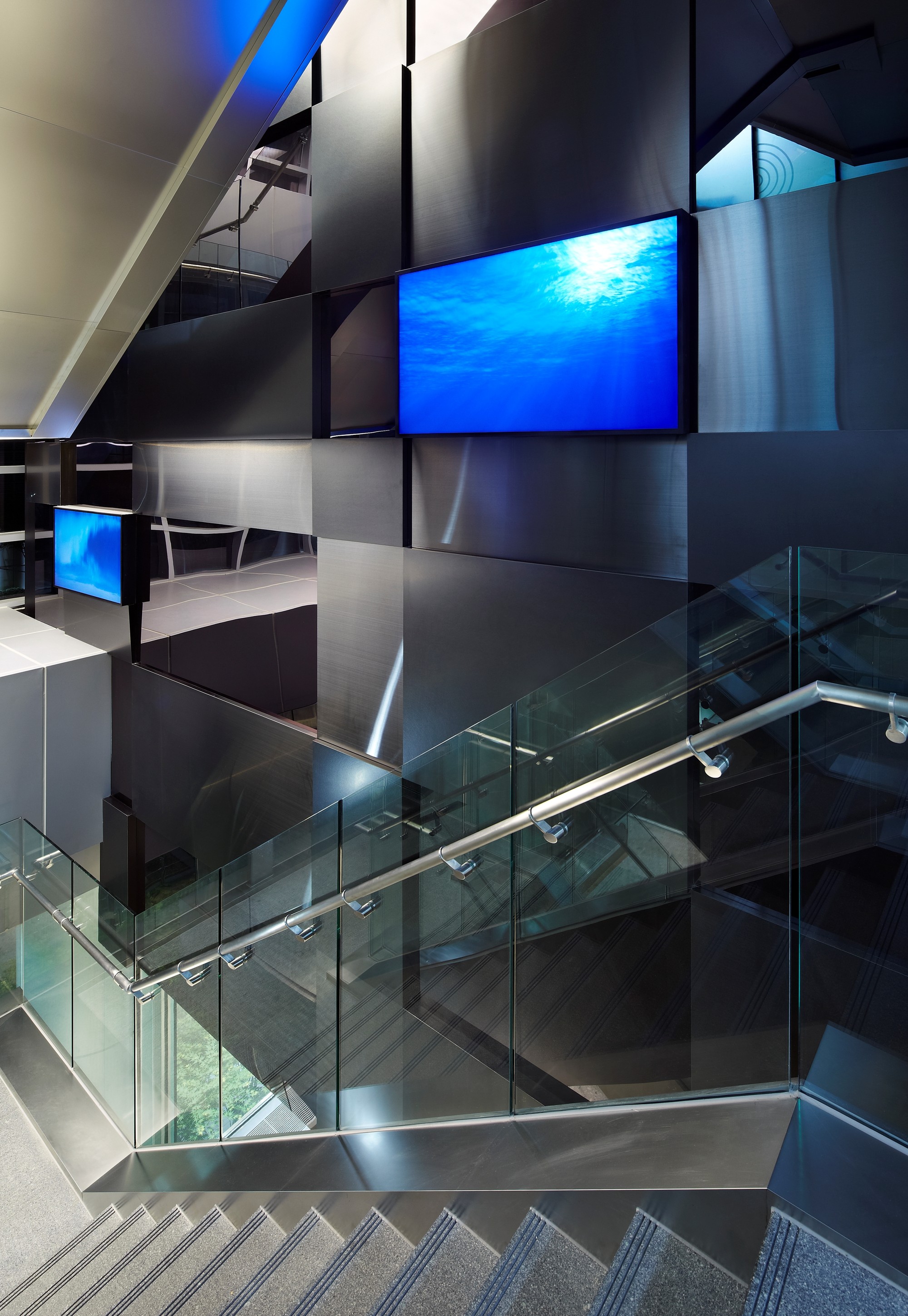 Gallery of Solid Technology Headquarters / WeeAssociates - 19