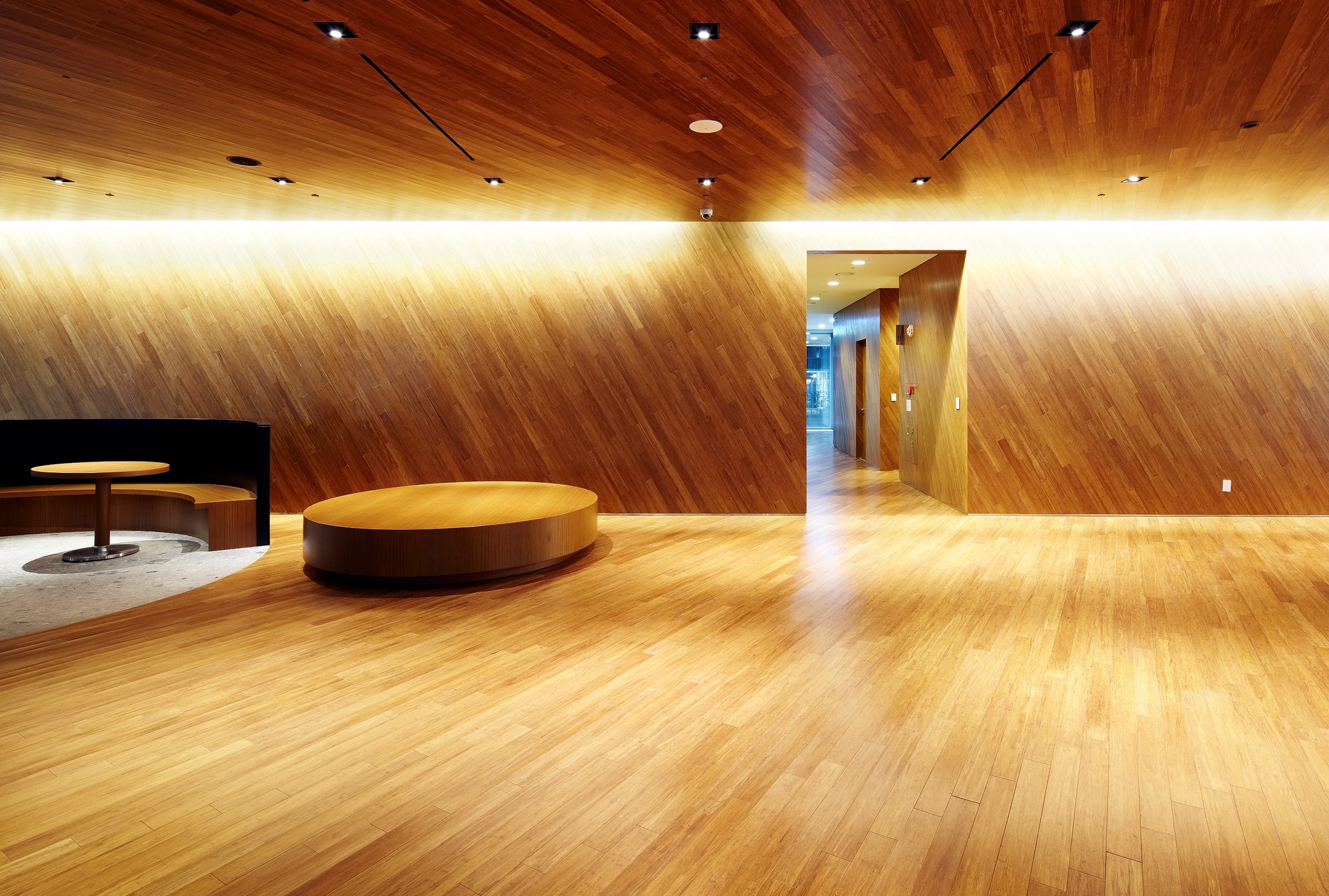 Gallery of Solid Technology Headquarters / WeeAssociates - 20