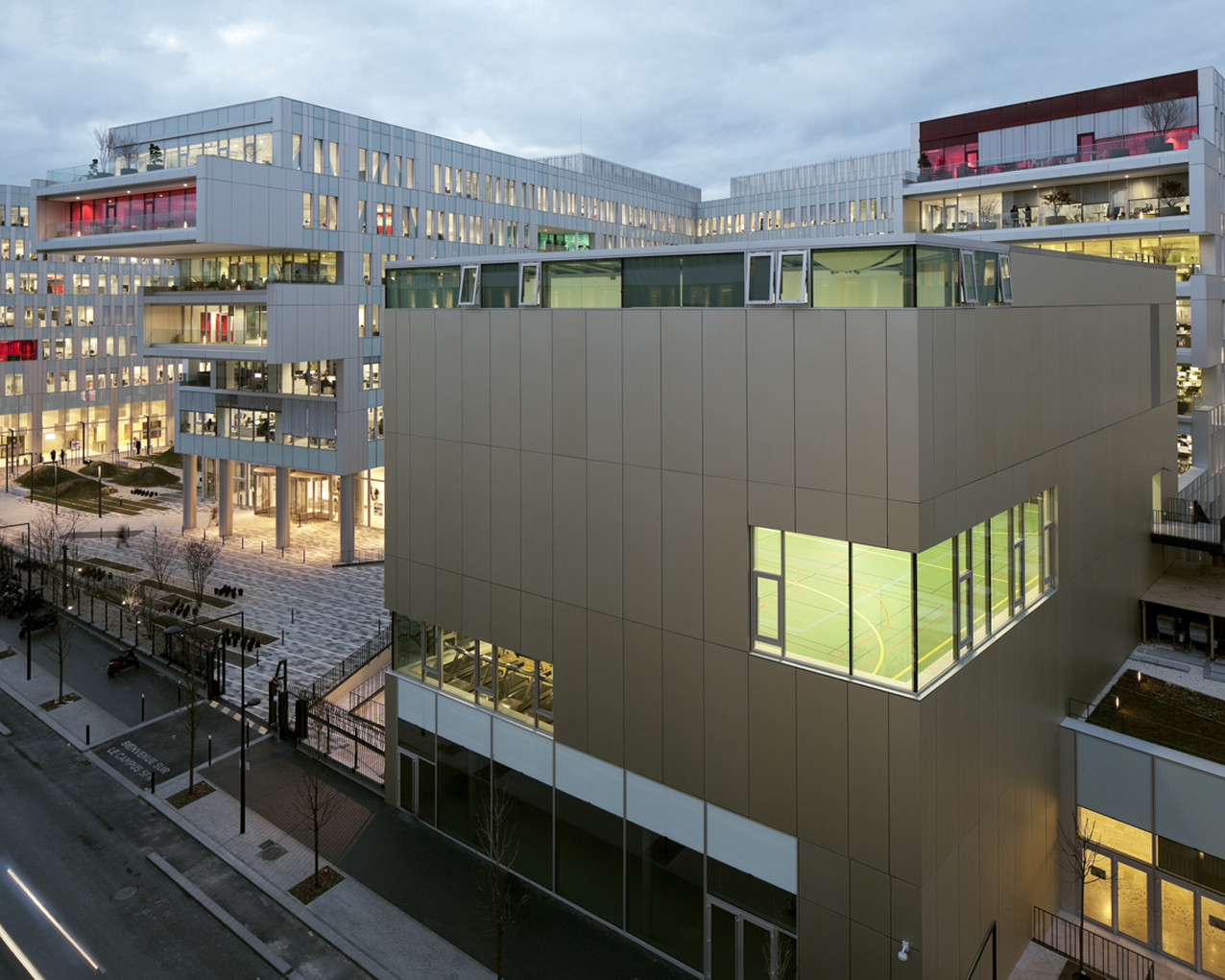 Gallery of SFR Headquarters / Jean-Paul Viguier et Associés - 10