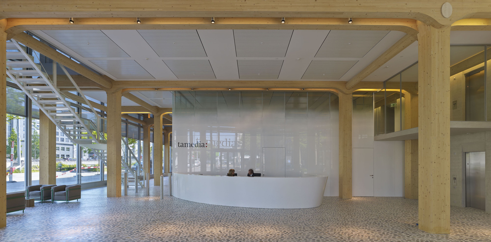Galería de Edificio de Oficinas Tamedia / Shigeru Ban Architects - 6