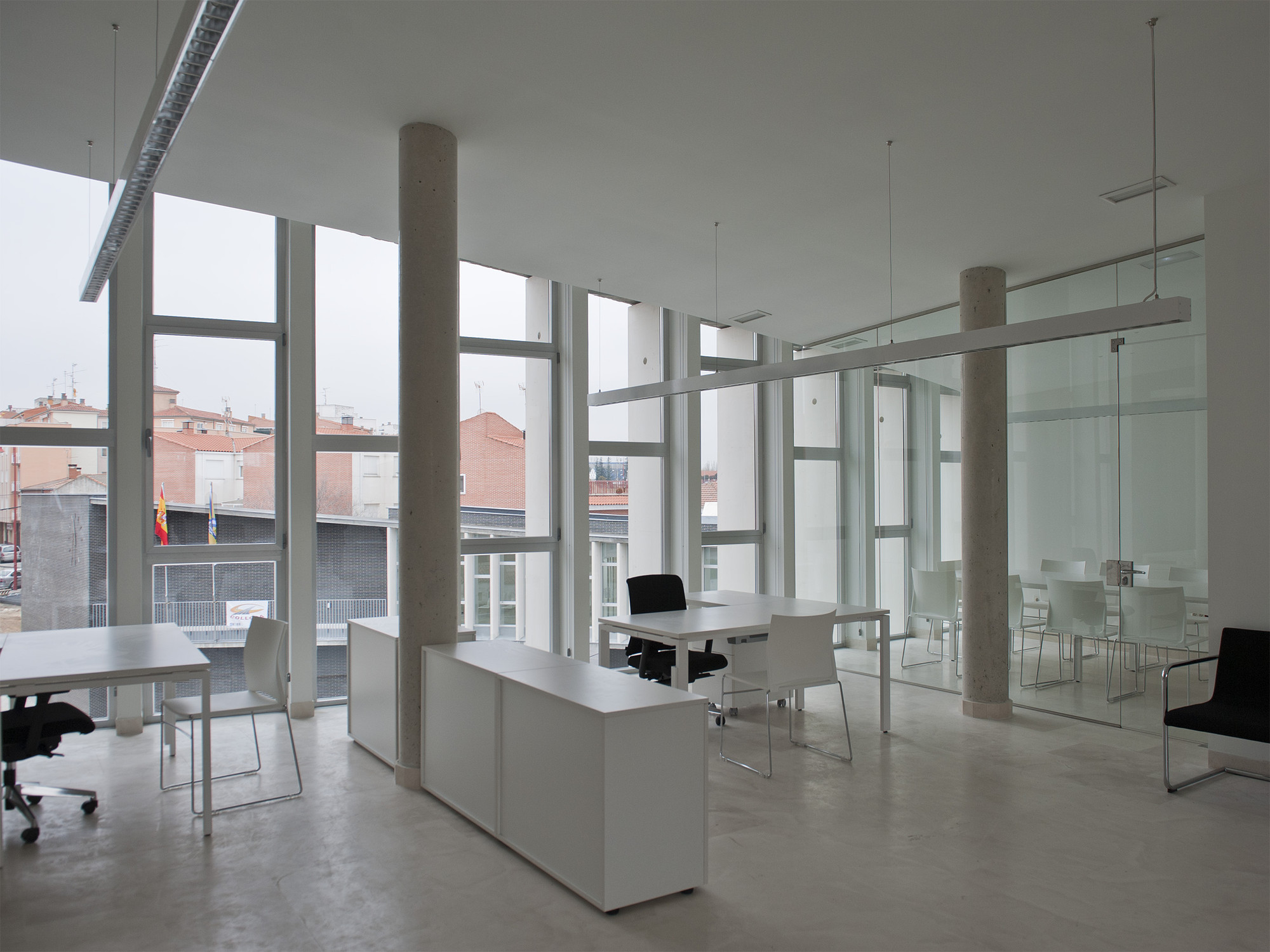 Gallery of Santa Marta de Tormes Town Hall / Sanchez Gil Arquitectos - 11