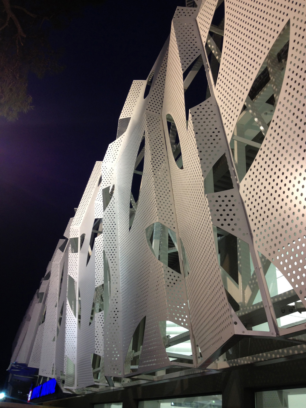 Gallery of Supermarket in Athens / KLab architecture - 2