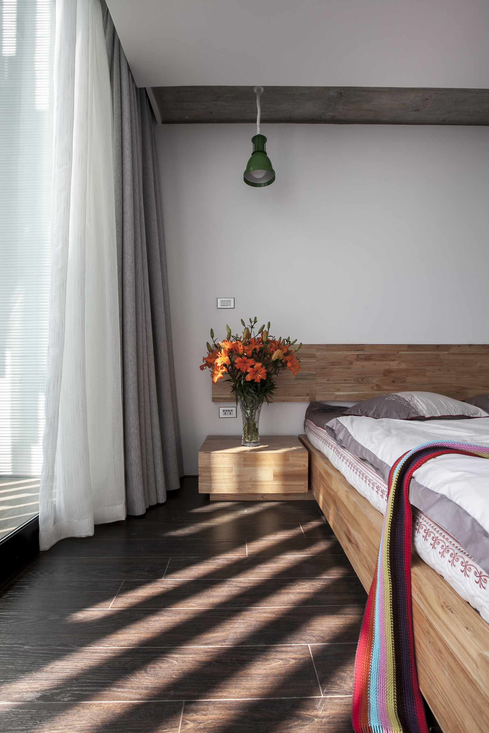 Gallery of 7x18 House / AHL architects associates - 23