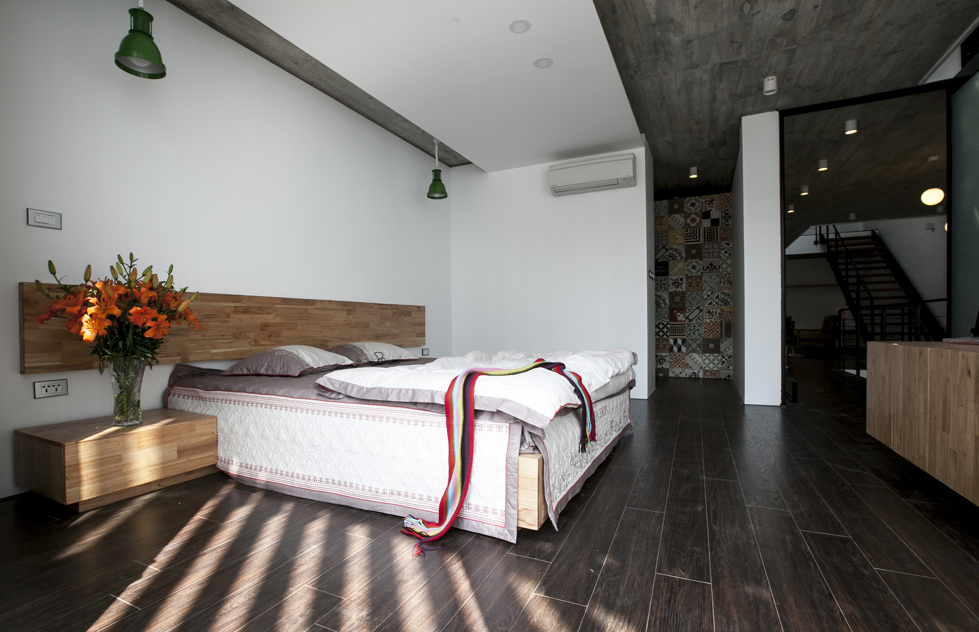 Gallery of 7x18 House / AHL architects associates - 33