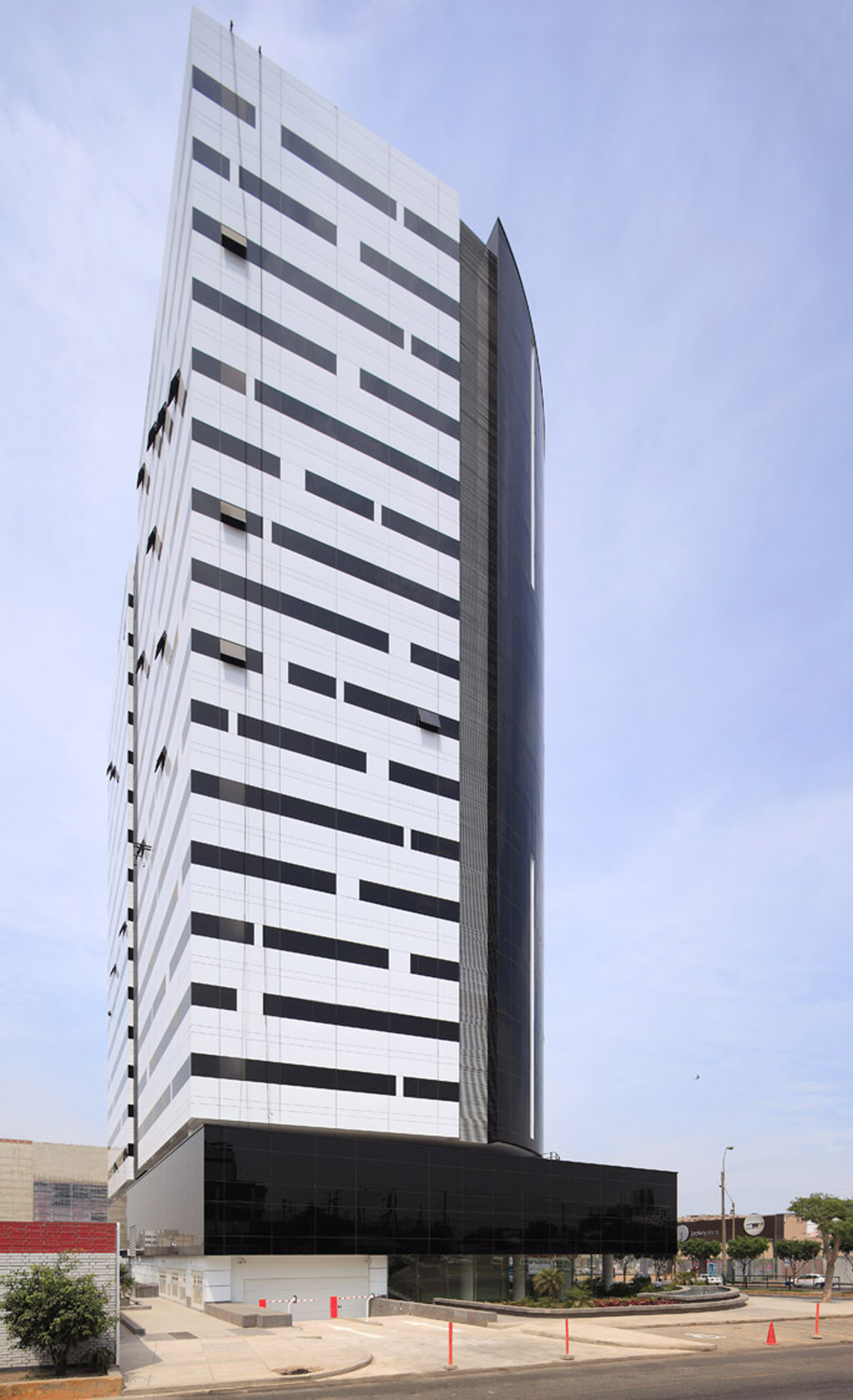 Galería de Edificio Omega / Metropolis - 17