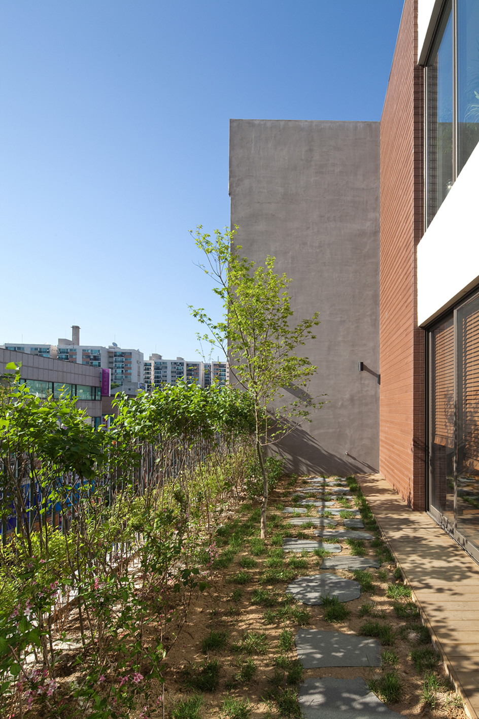 Gallery of Terrarium / Modo Architect Office - 4