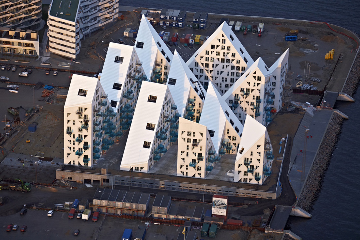 Galería de The Iceberg / CEBRA + JDS + SeARCH + Louis Paillard ...