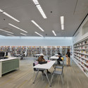 Glen Oaks Branch Library / Marble Fairbanks | ArchDaily