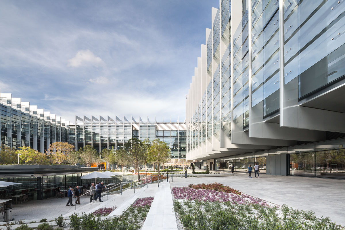 Galería de Campus Repsol / Rafael de La-Hoz - 15