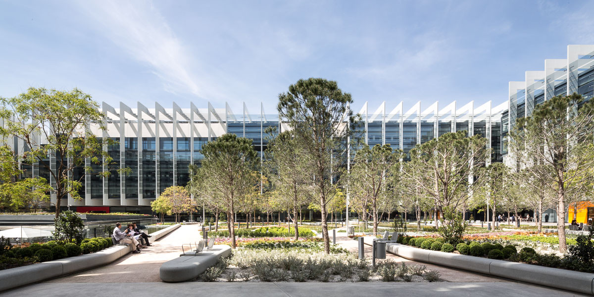 Gallery of Campus Repsol / Rafael de La-Hoz - 17