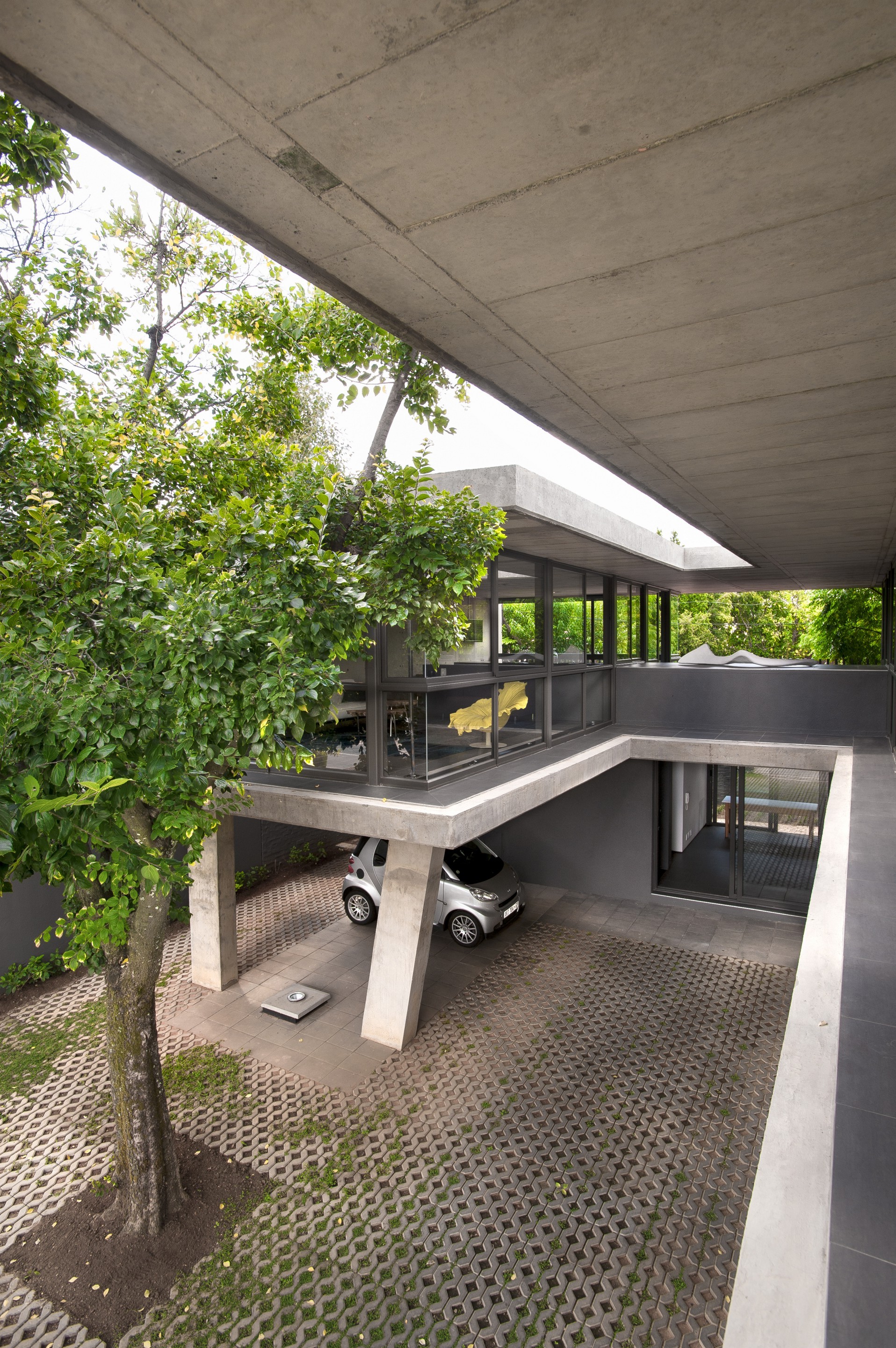 Gallery of Floating in Space / W design architecture studio - 5