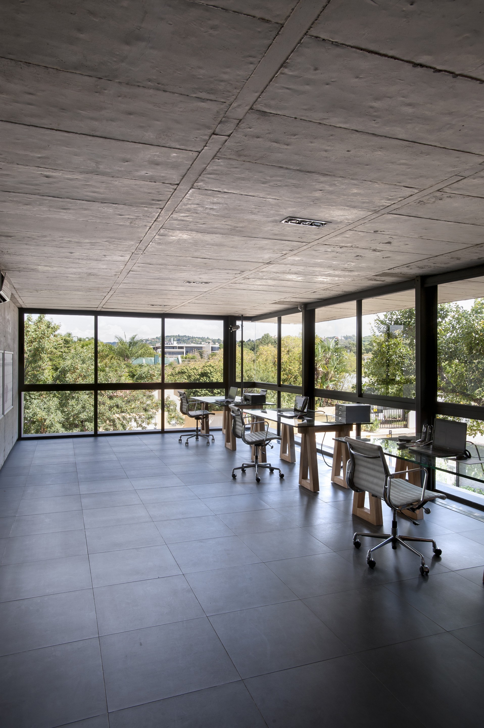 Gallery of Floating in Space / W design architecture studio - 1