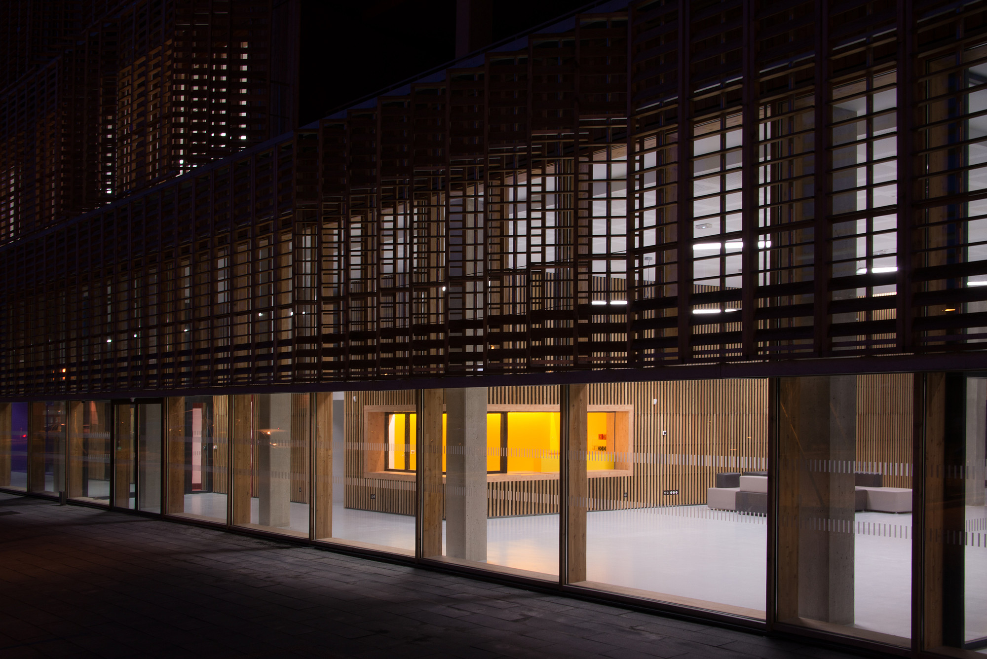 Gallery of Compiègne Univeristy of Technology / Ameller, Dubois ...