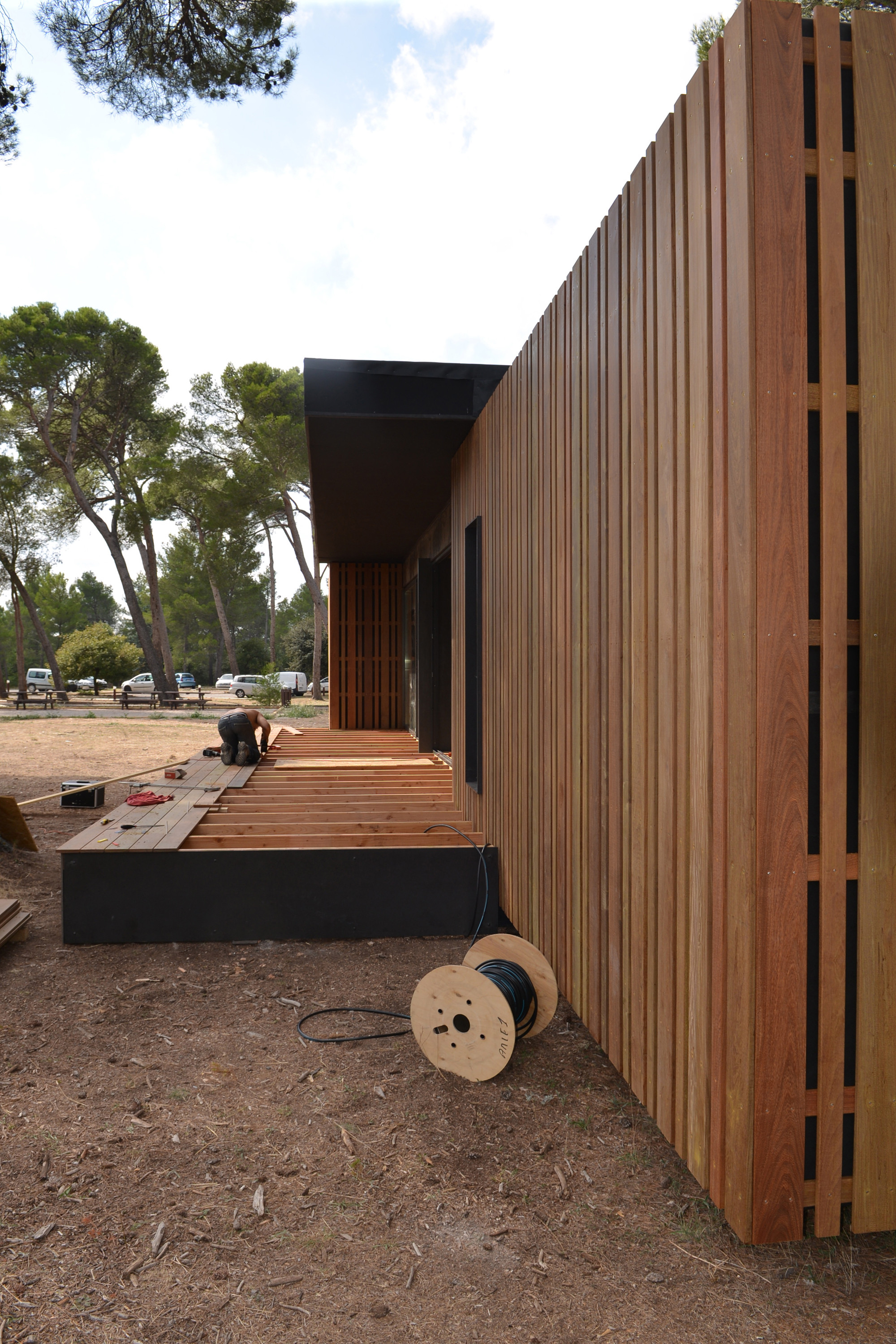 Gallery of Pop-Up House / Multipod Studio - 21