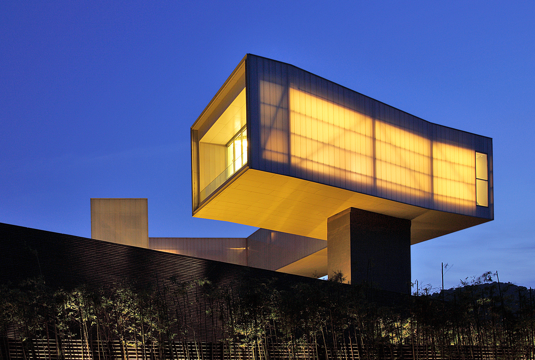 New Images: Inside Steven Holl’s Sifang Art Museum | ArchDaily