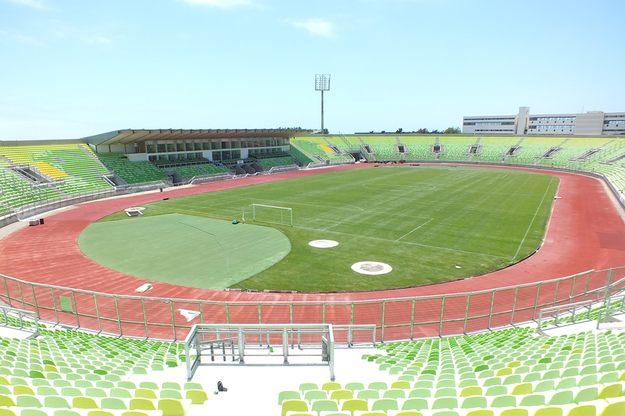 Galería de Remodelación Estadio Elias Figueroa Brander de Valparaiso ...