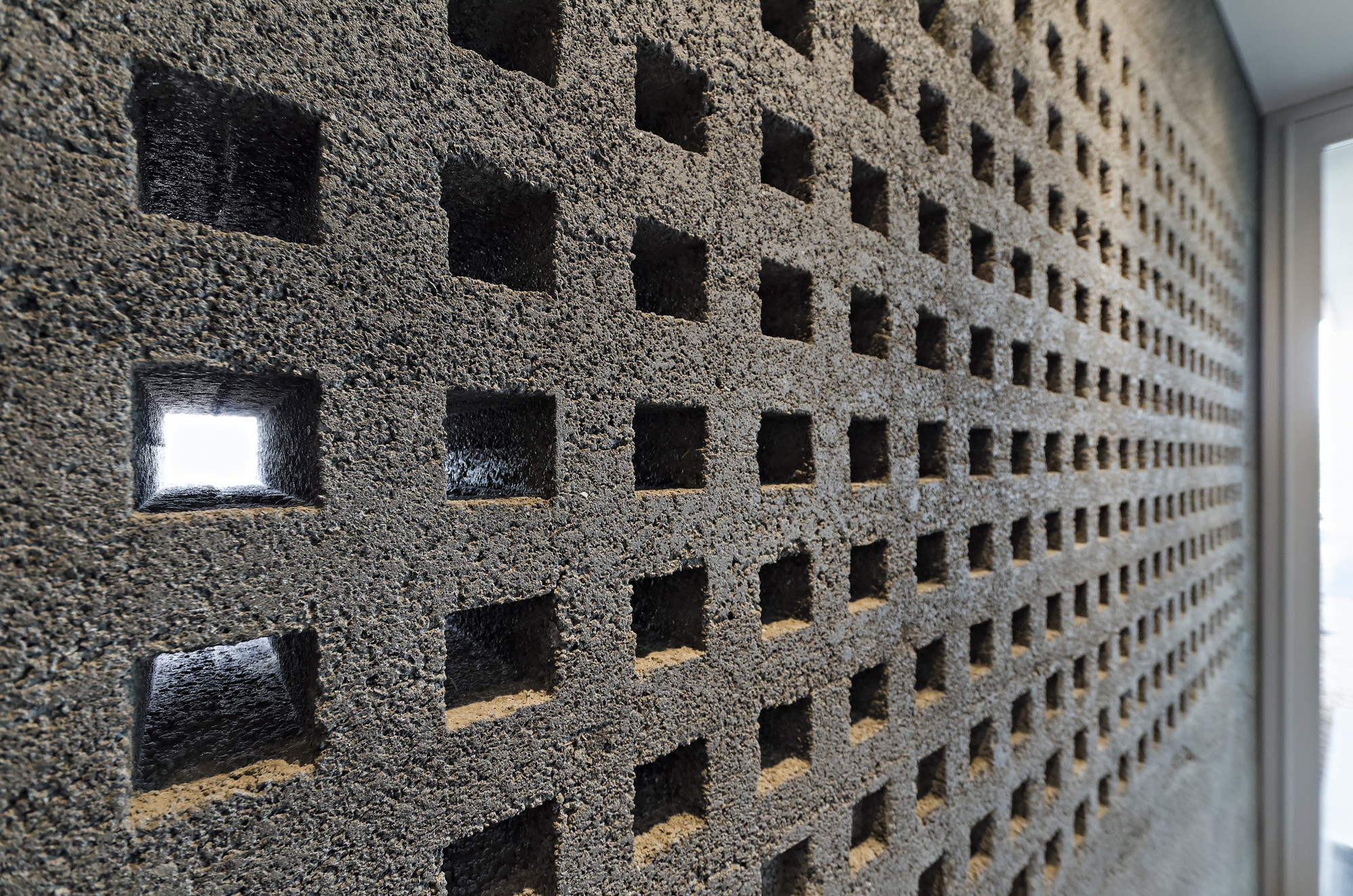 Gallery of Lava House / Paul Weiner | DesignBuild Collaborative - 19