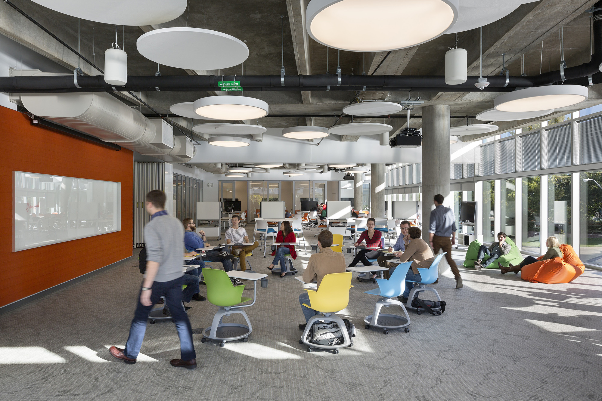 Gallery of Henry W Bloch Executive Hall at University / BNIM + Moore ...