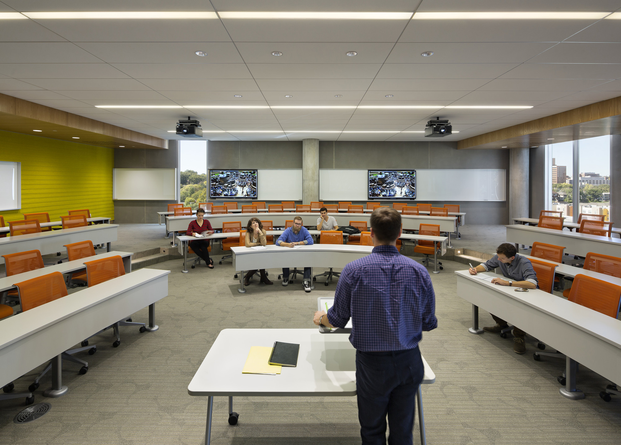 Gallery of Henry W Bloch Executive Hall at University / BNIM + Moore ...