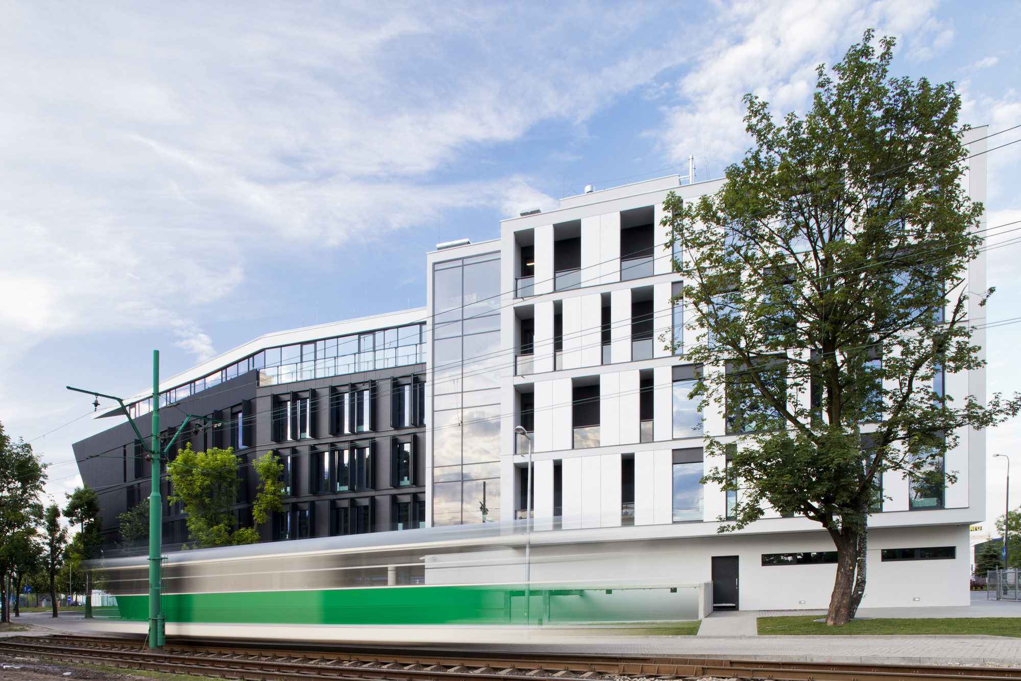 Gallery of Jet Office / Pracownia Architektonicza Insomina - 11