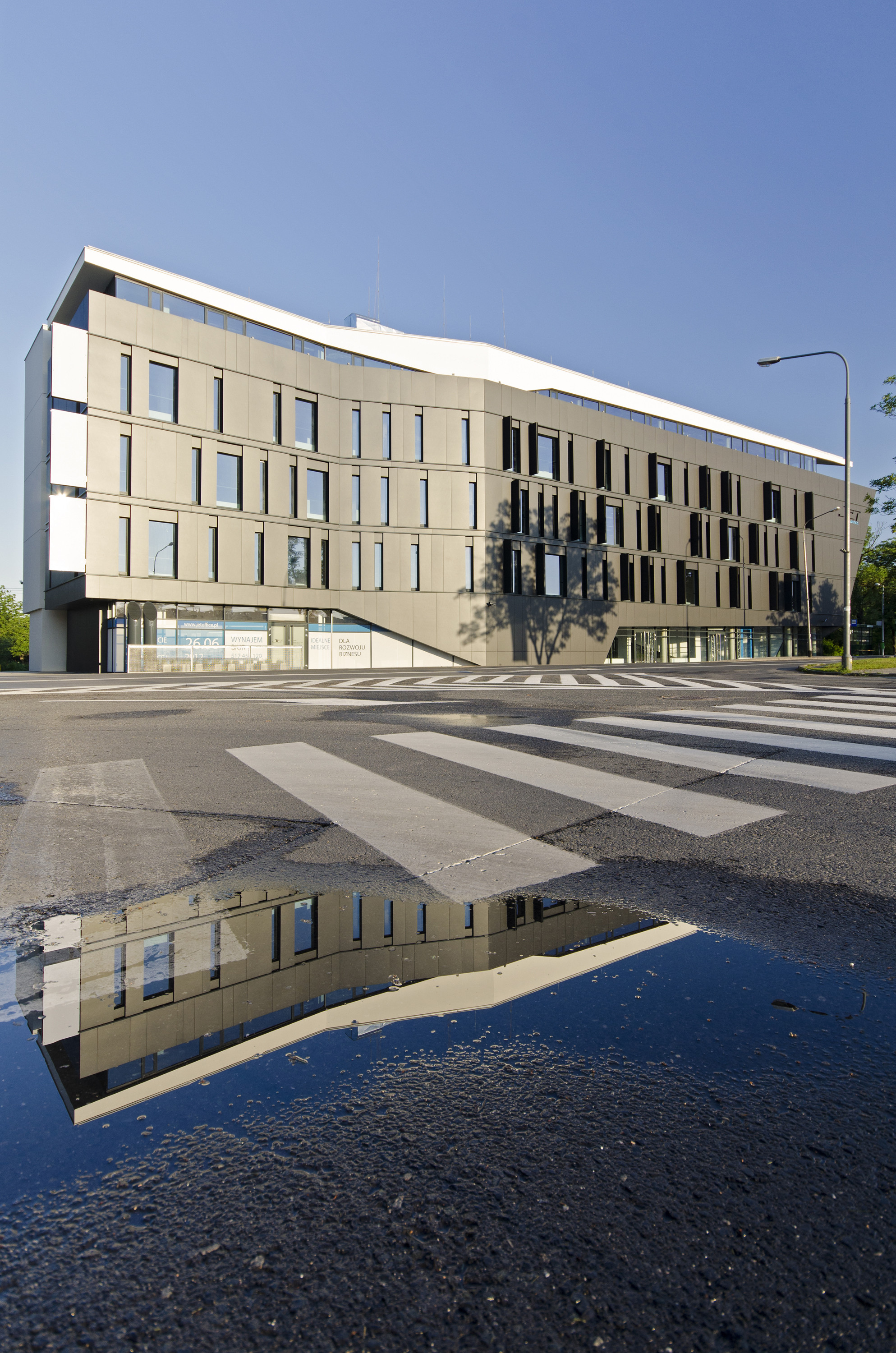 Gallery of Jet Office / Pracownia Architektonicza Insomina - 14