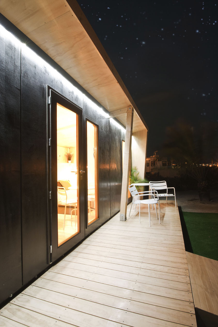 Galería de Viviendo a pequeña escala: la arquitectura plegable del ...