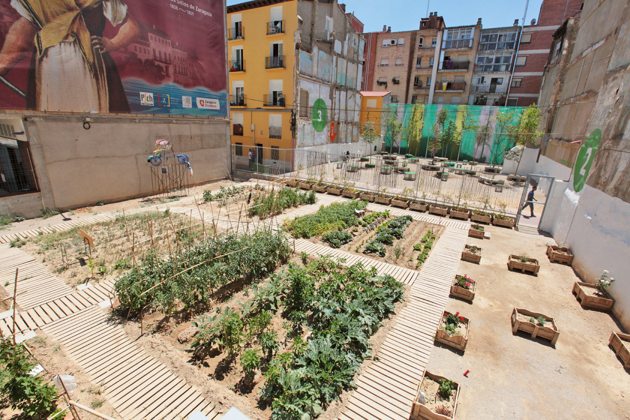 Galería de “Esto no es un Solar”: Reconvirtiendo parcelas vacías en ...