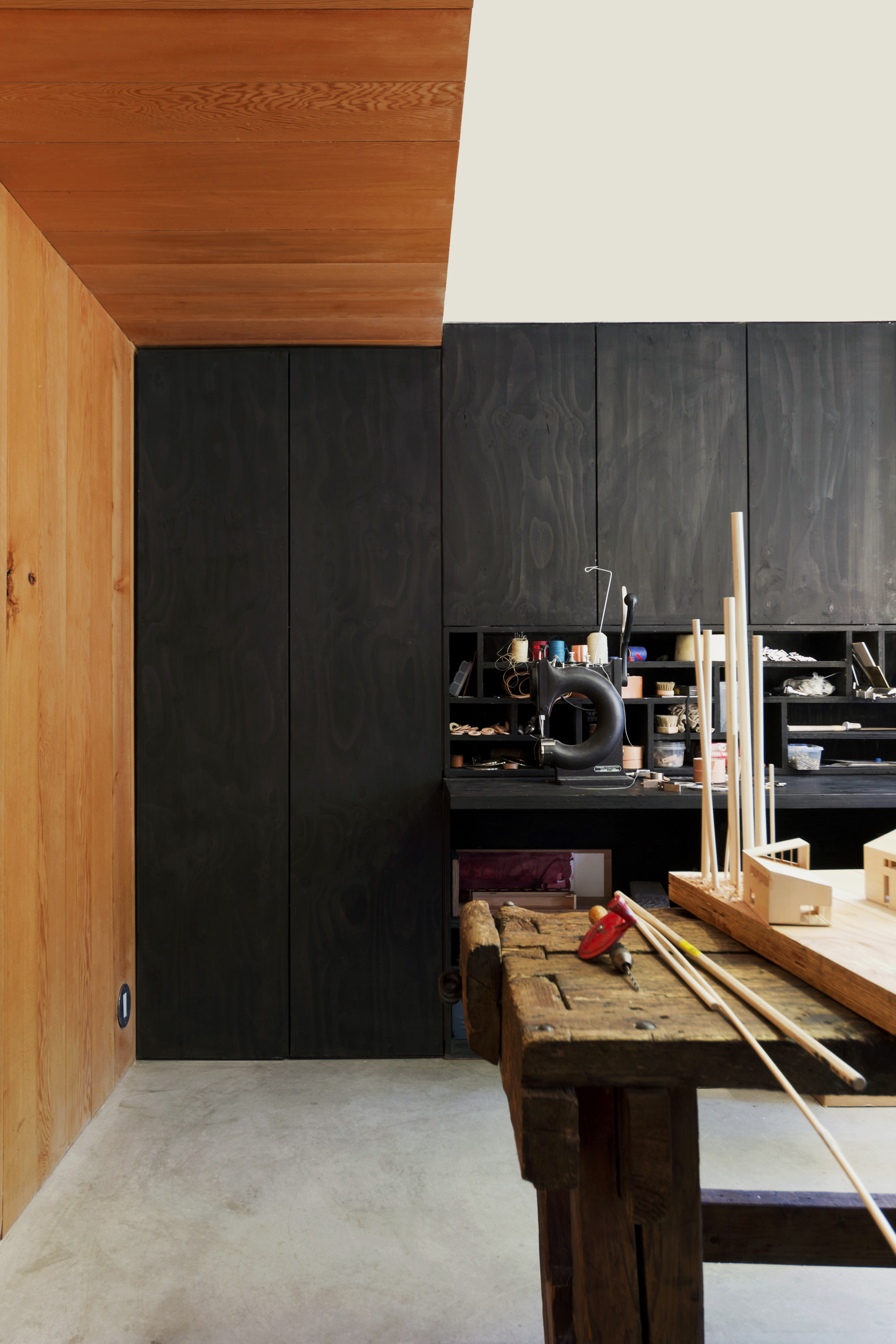 Gallery of S&S Studio / Scott and Scott Architects - 6