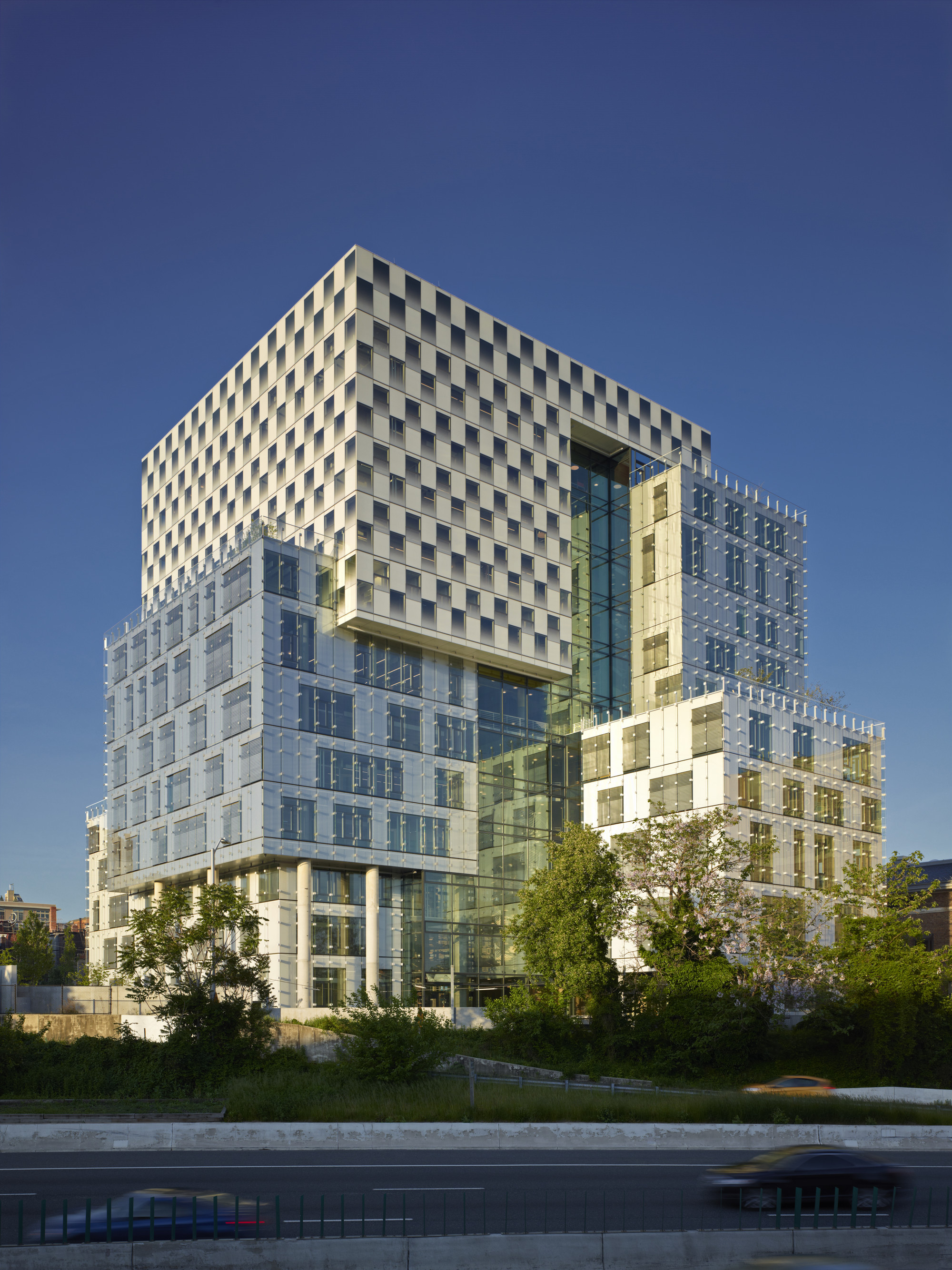 Gallery of AIA Names Top 10 Most Sustainable Projects in U.S. - 12