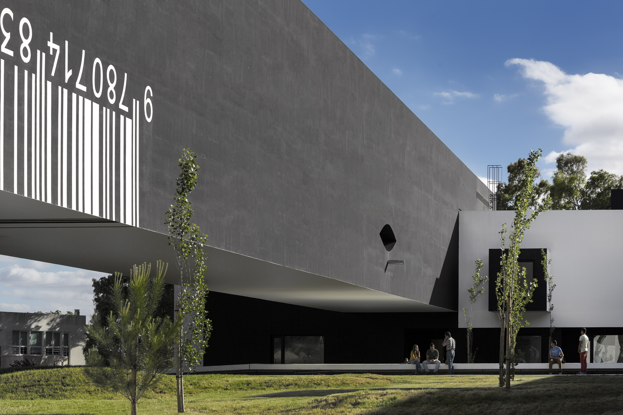 Gallery of STM School of Technology and Management / MONTENEGRO ...
