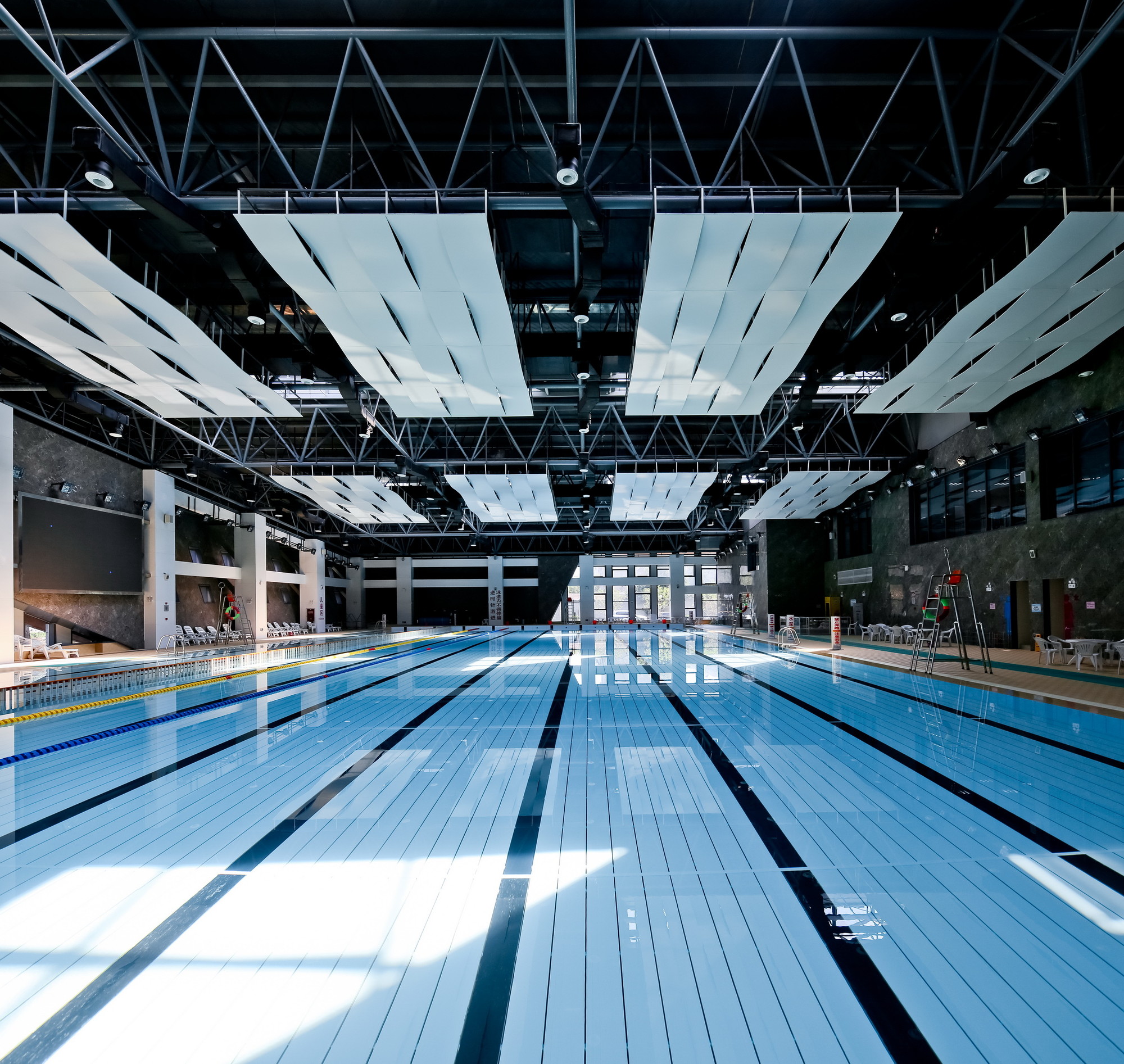 Galería de Centro de Deportes y Cultura ZHOUSHI / UDG YangZheng Studio - 4