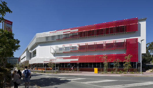 Griffith University G11 Library / ThomsonAdsett | ArchDaily