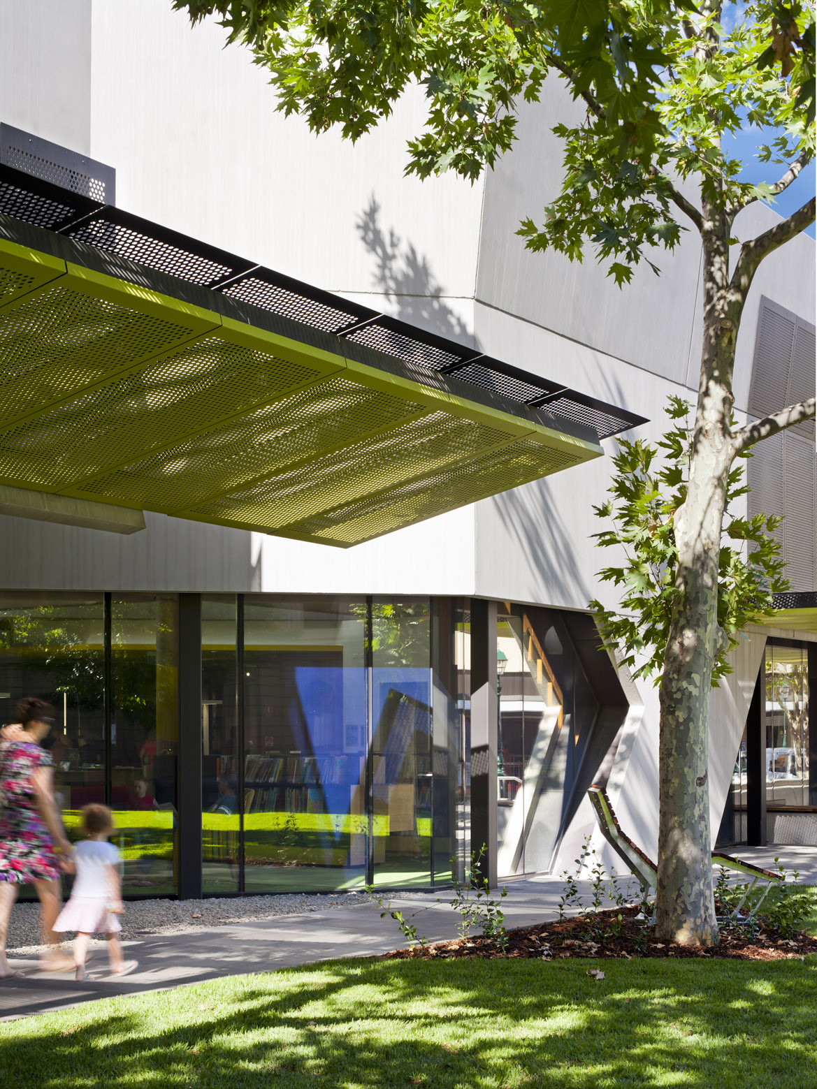 Gallery of Bendigo Library / MGS Architects - 13
