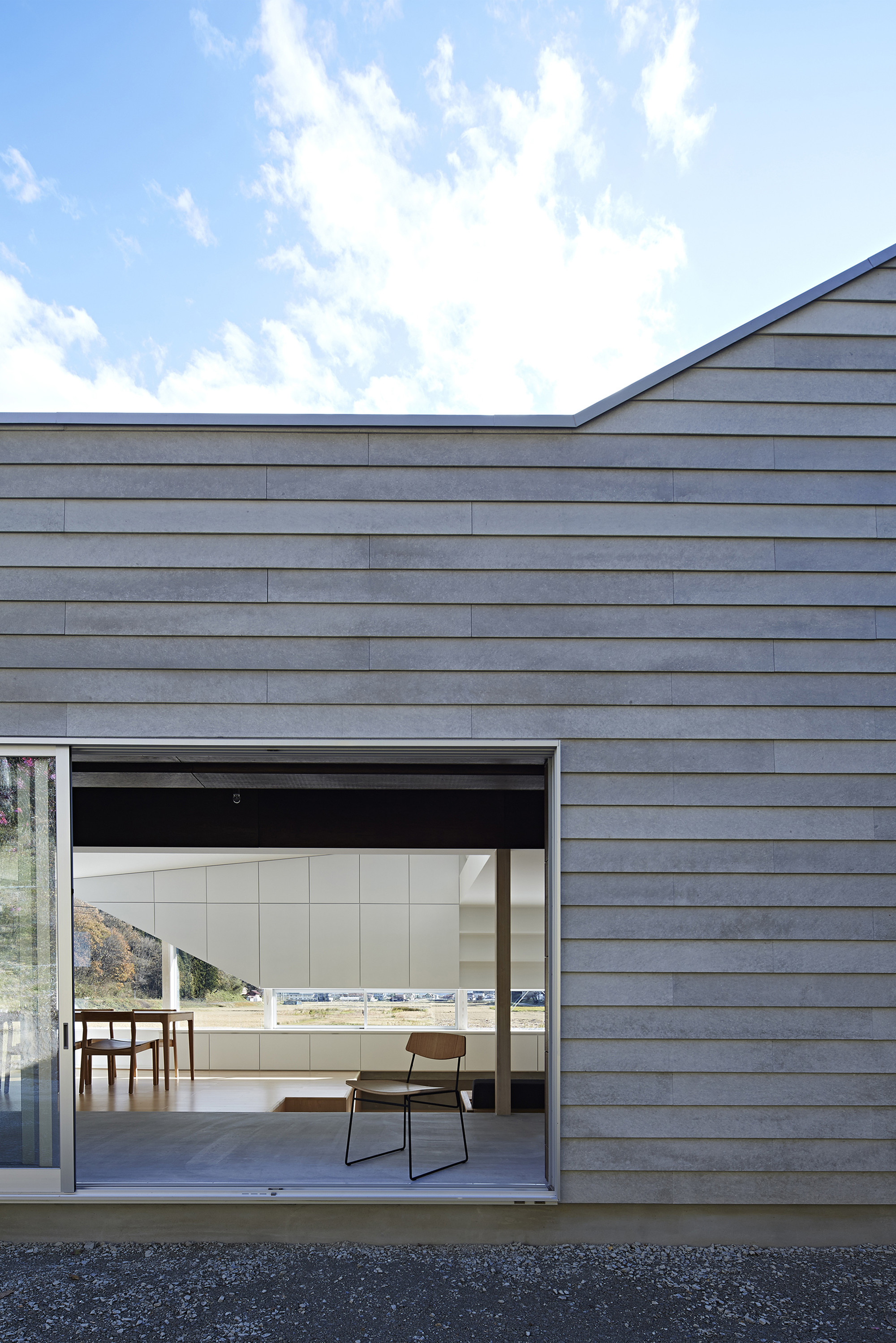 Gallery of E House / Hannat Architects - 21