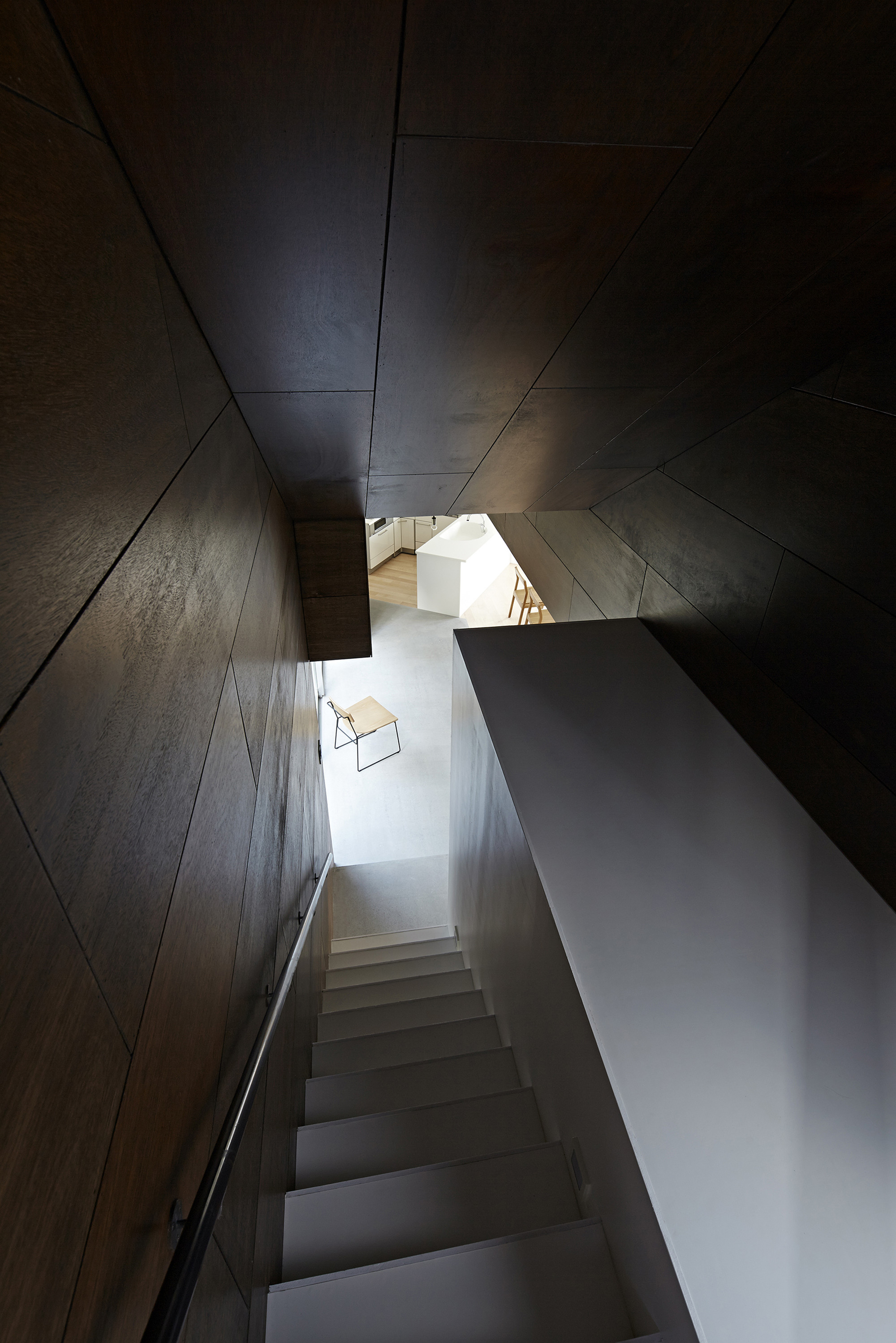 Gallery of E House / Hannat Architects - 10