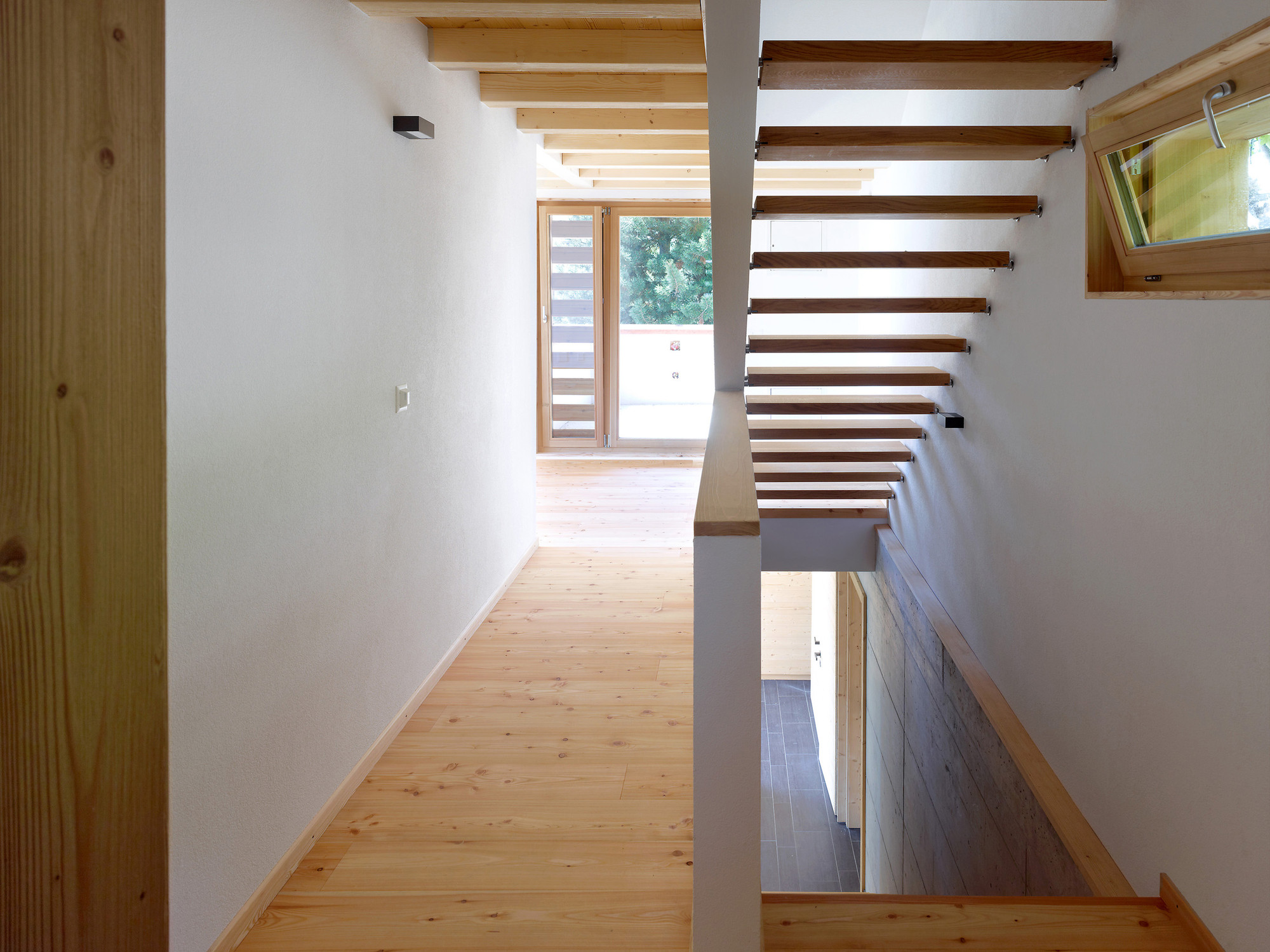 Gallery of DEY House / Cagna + Wenger Architectes - 5