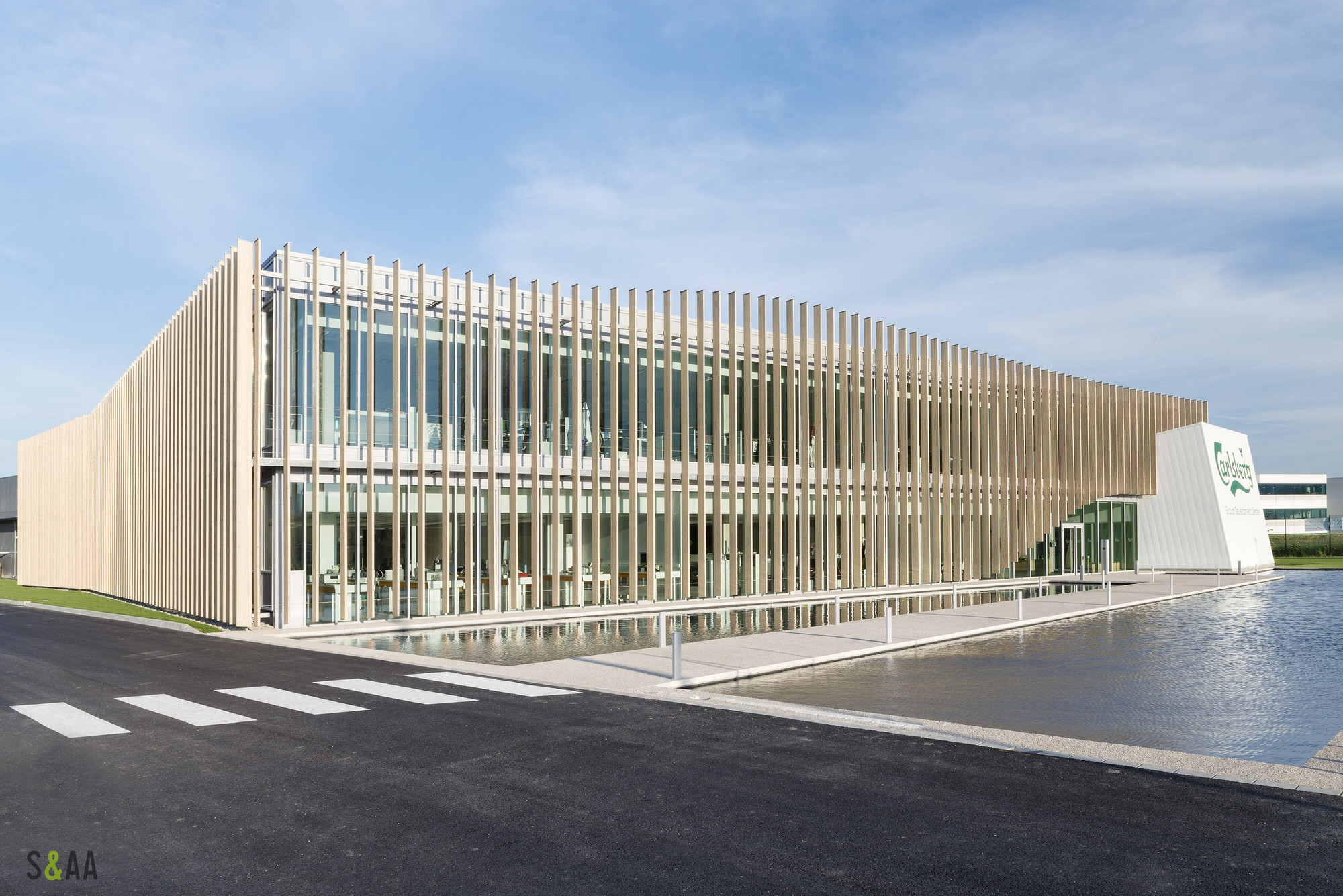 Gallery of Carlsberg Innovation, Research And Development Centre / S&AA ...