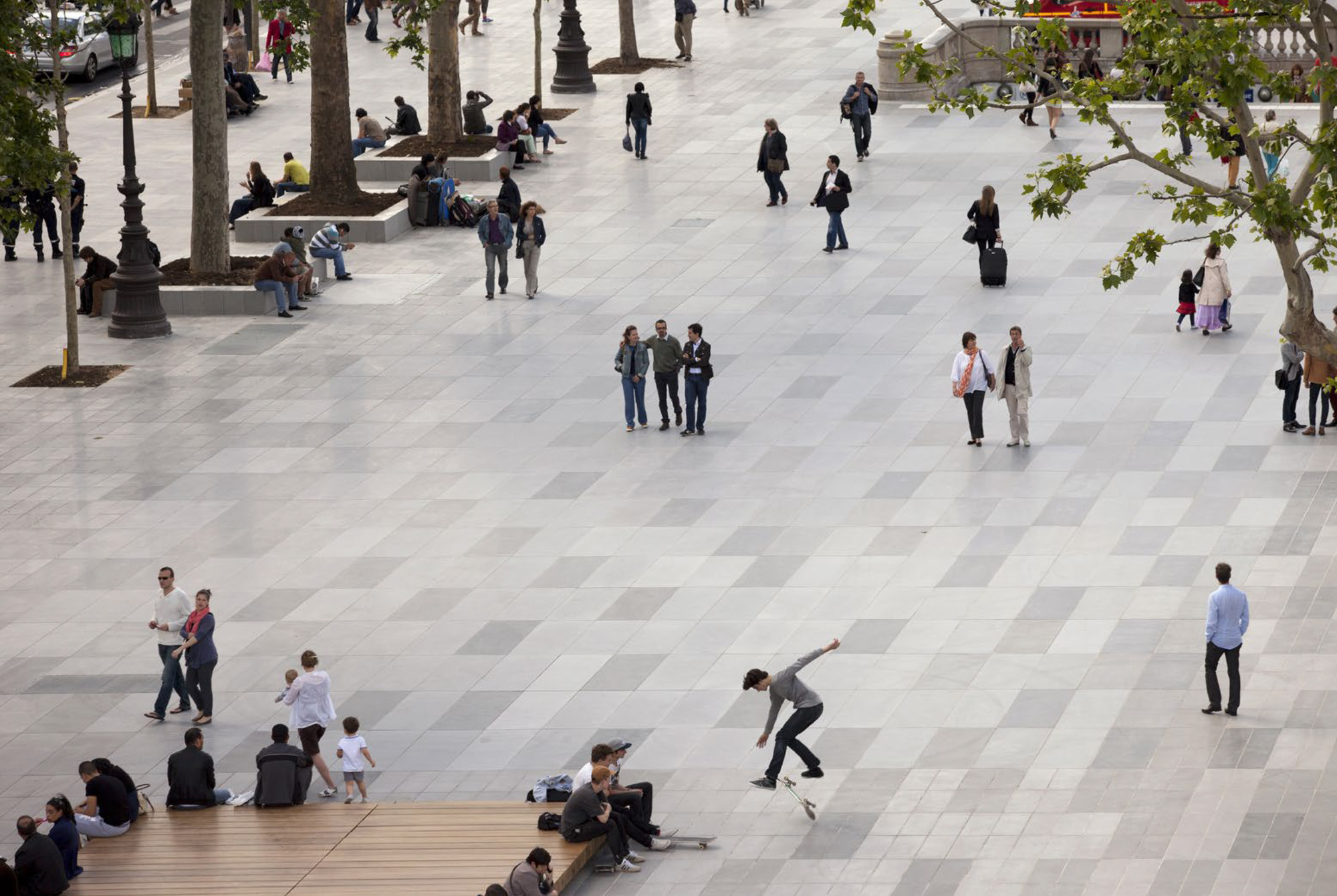Galería de Arquitectura y Paisaje: la mayor plaza peatonal de París ...