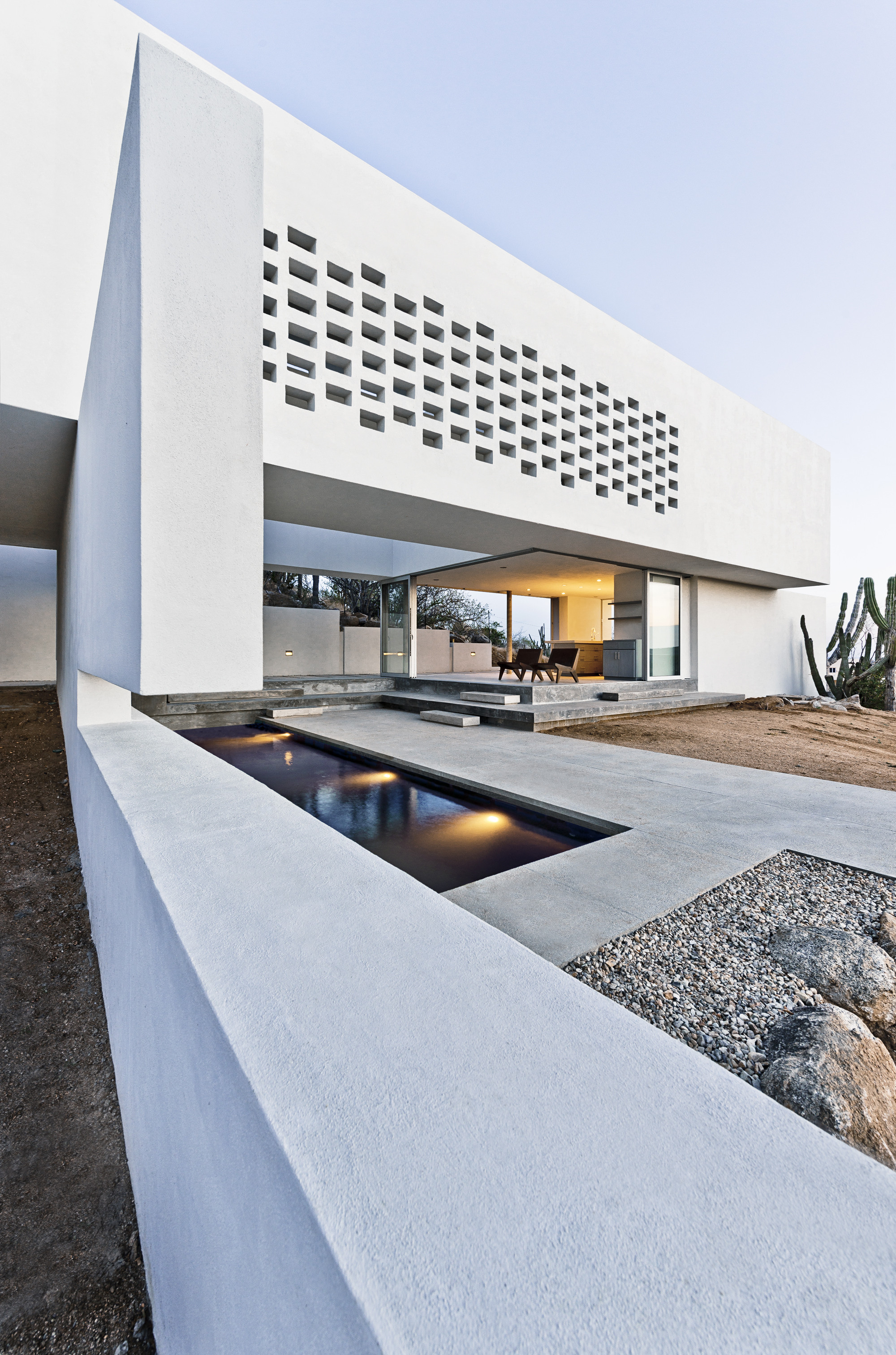 Gallery of Campos Leckie Studio: Adapting Materials Across Contexts - 10