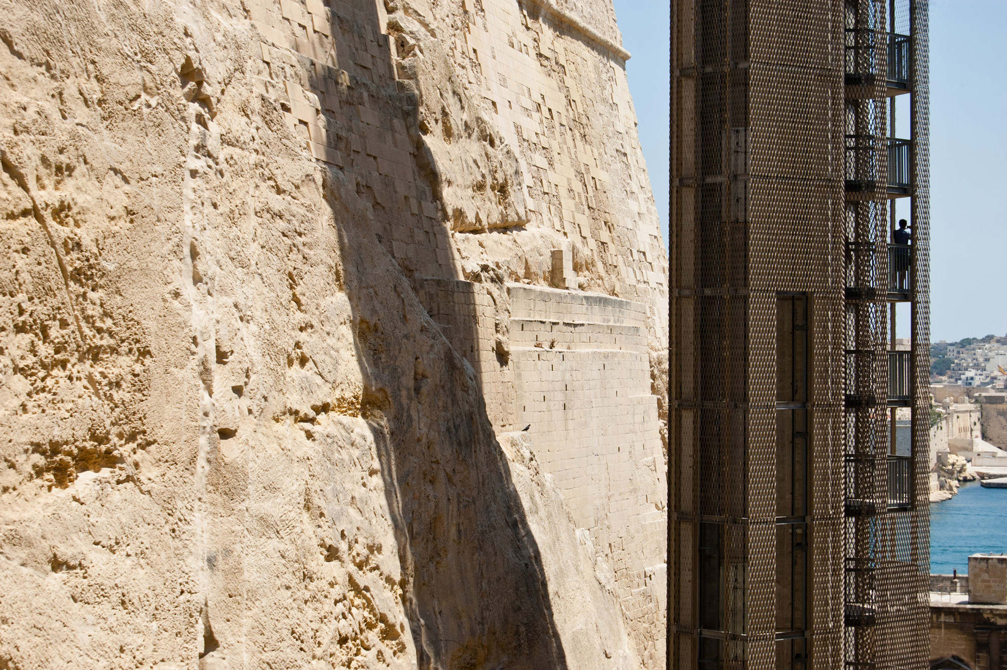 Galeria de Projeto de Elevador em Barrakka / Architecture Project - 18